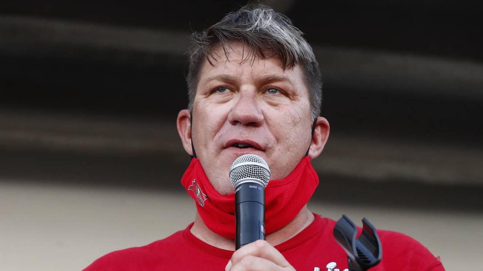 Bucs Not Worried About Salary Cap Beyond 2021 Yardbarker bucs-not-worried-about-salary-cap-beyond-2021-yardbarker