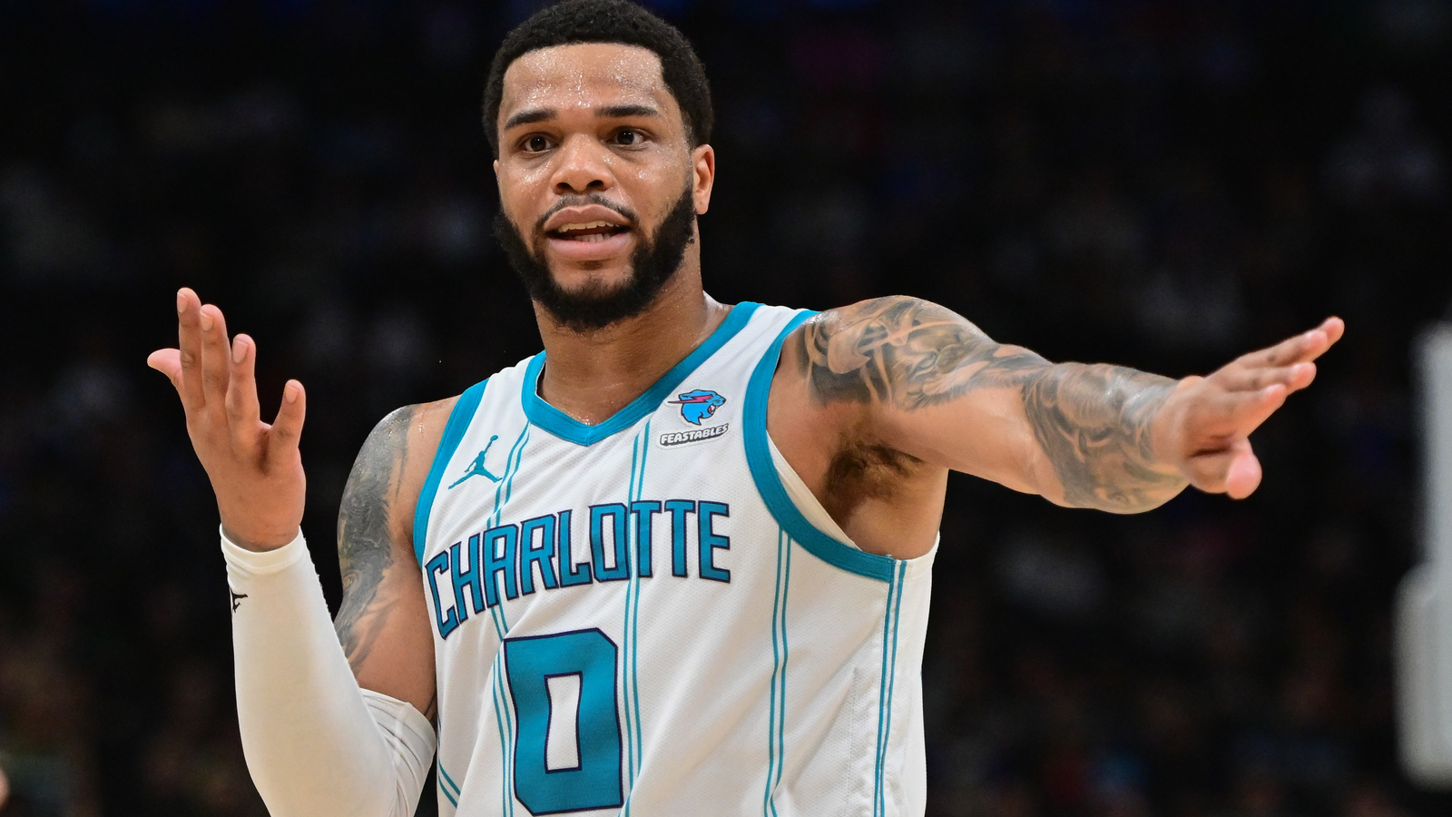 Look of the Day for Friday, March 8: Bounce-back Bridges | Yardbarker