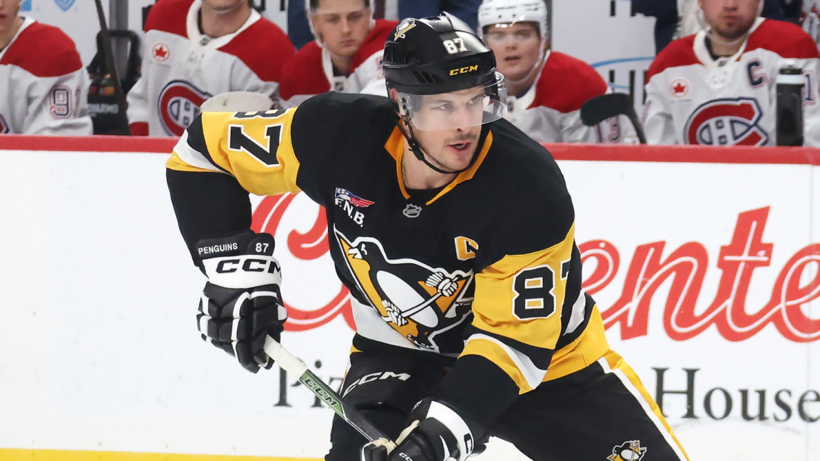 Sidney Crosby breaks longtime Penguins franchise record | Yardbarker