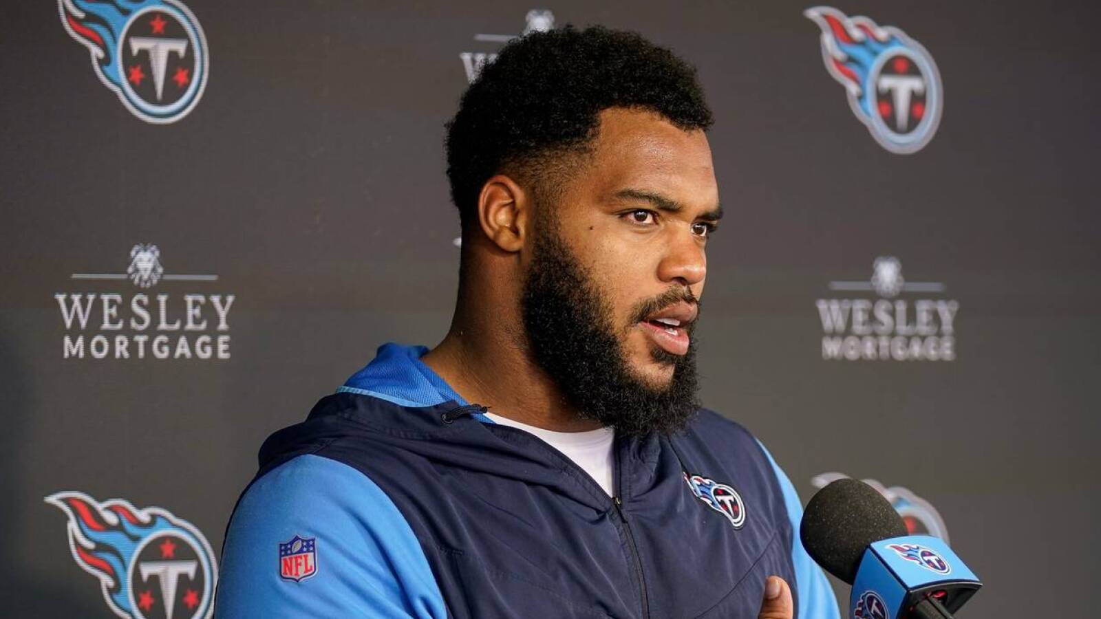 Titans' Simmons admits he’s already slid into Hopkins’ DMs | Yardbarker