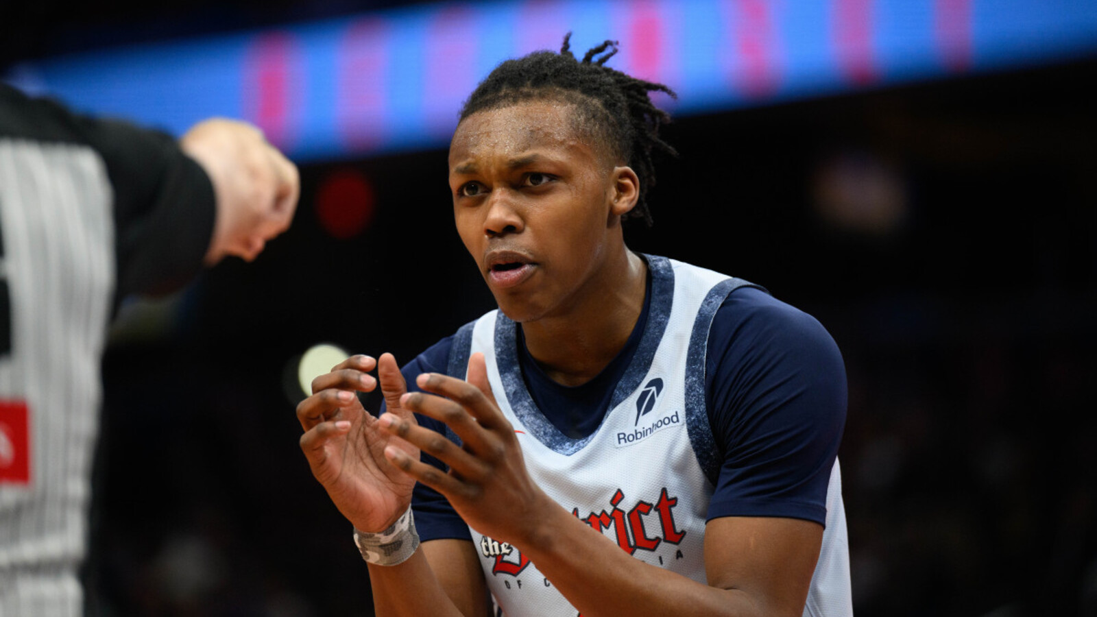 Wizards Rookie Goes Viral For Daring RJ Barrett To Hit Him: 'Go Ahead ...