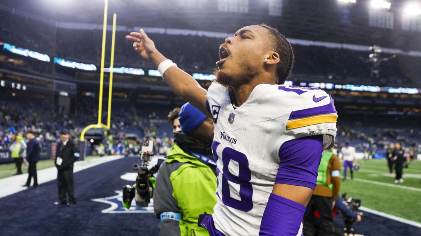 Vikings Star Justin Jefferson Sends Clear Message on QB J.J. McCarthy: Exclusive | Yardbarker