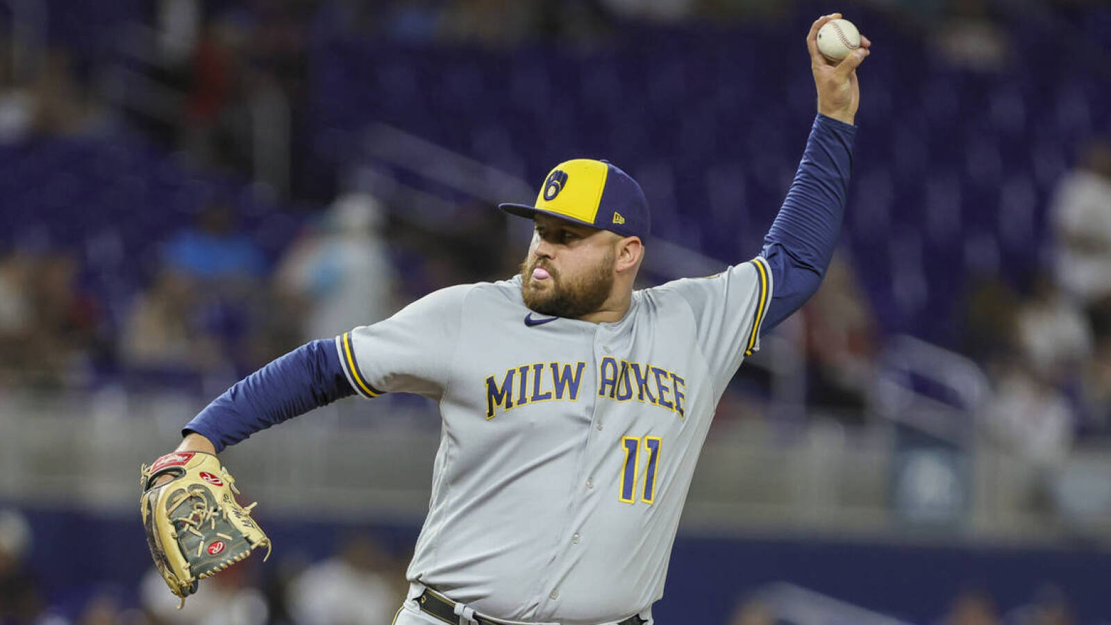 Brewers clinch playoff spot with 1B on the mound | Yardbarker