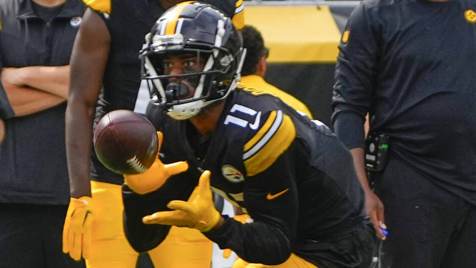 Steelers cut veteran wide receiver after down season | Yardbarker