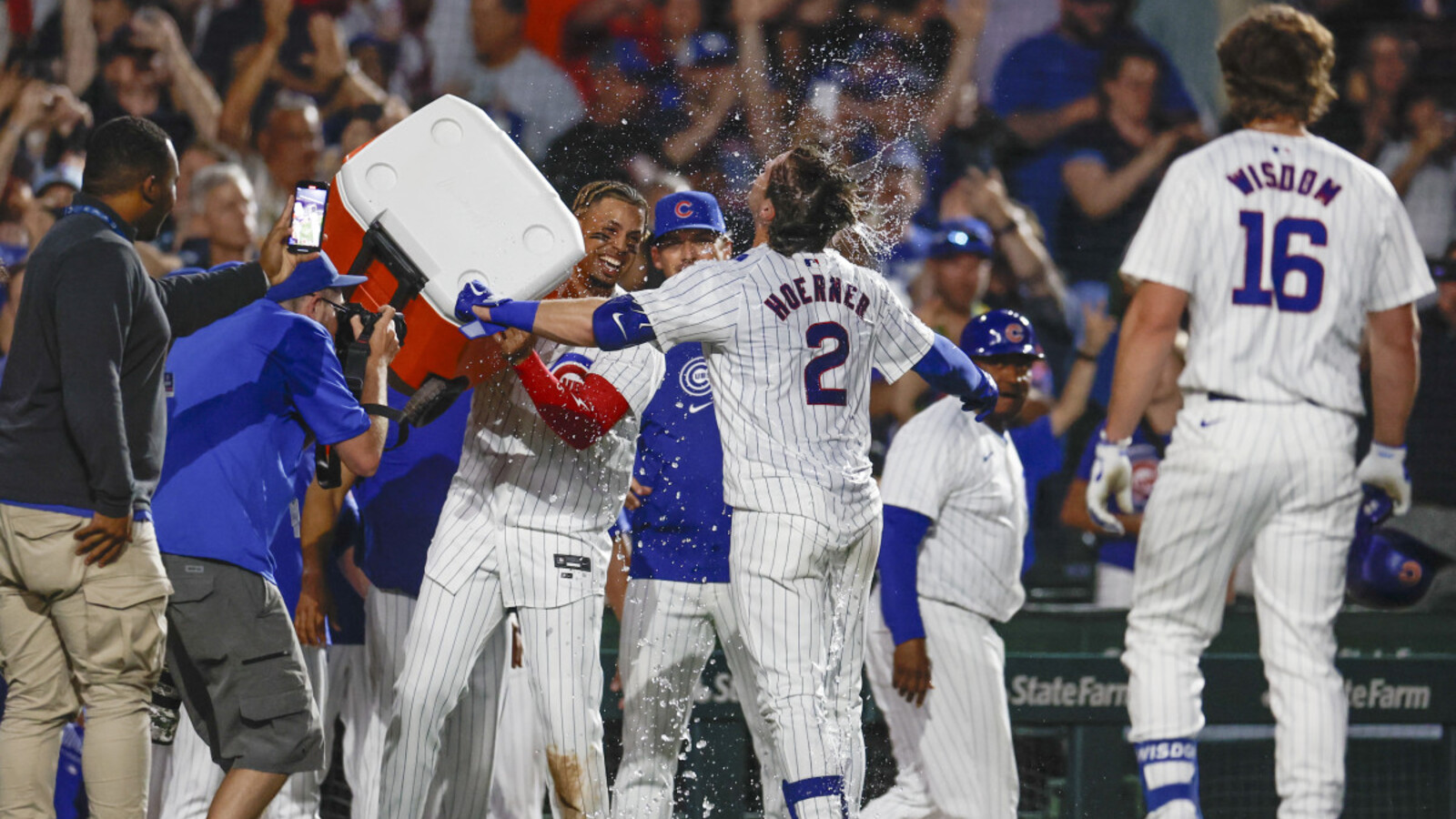 Cubs Shine Late in 4-3 Walk-Off Win vs. Braves | Yardbarker