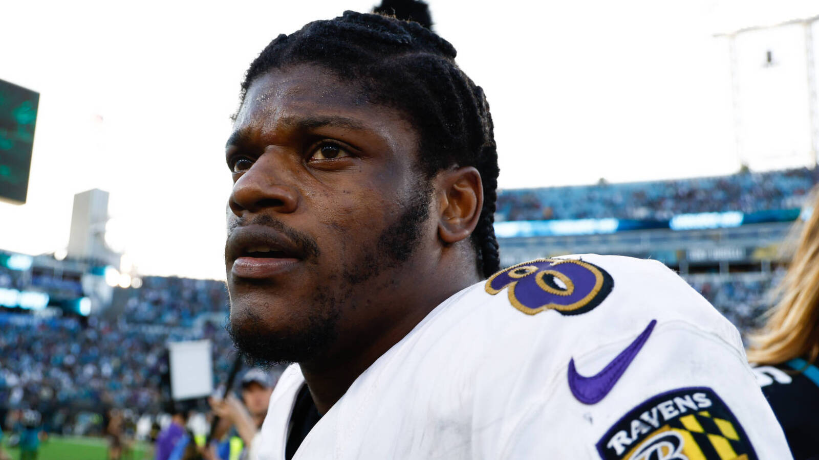 Lamar Jackson has update on knee injury, status for playoff opener ...