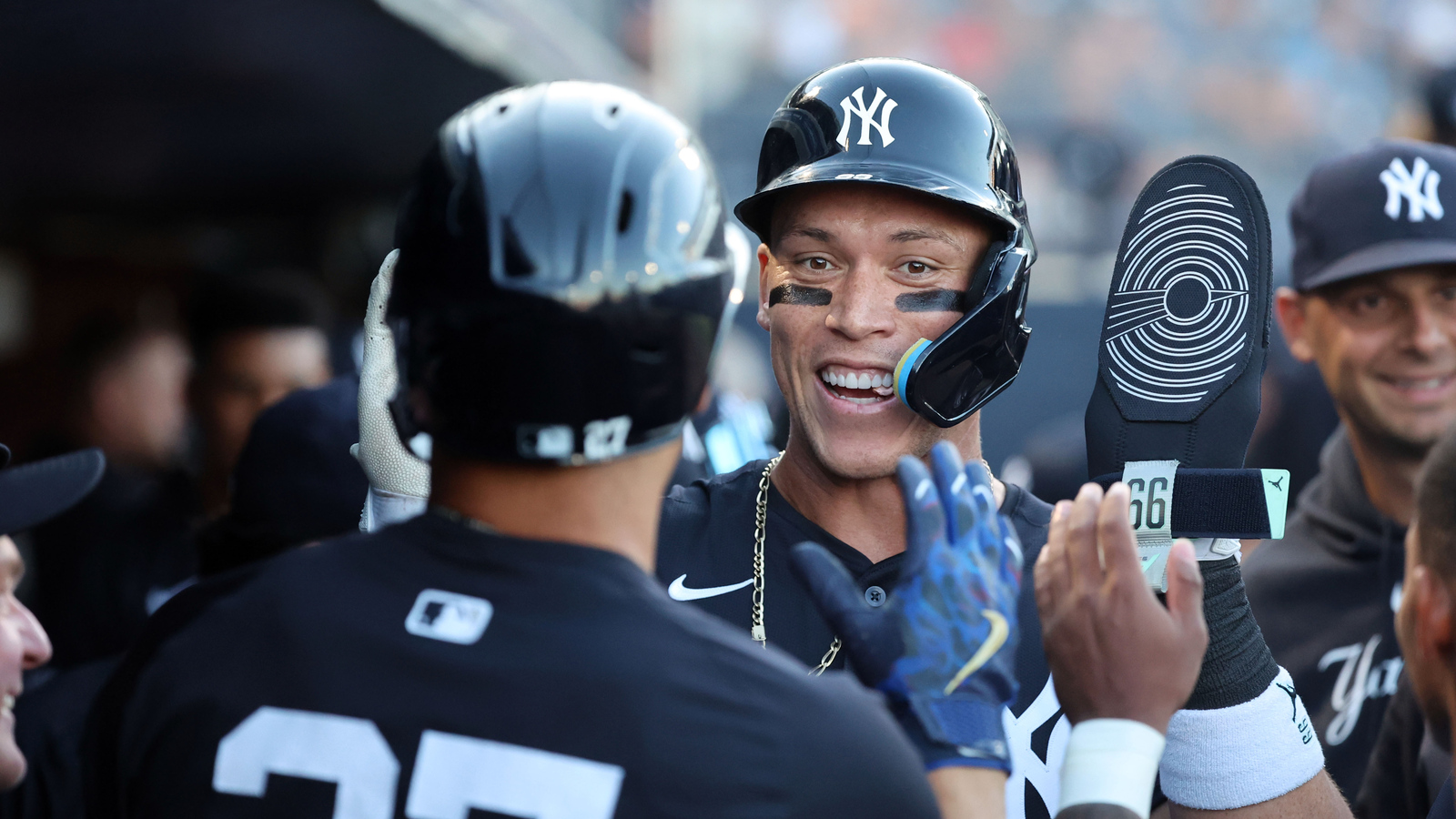 Last-minute MLB futures: How much will Yanks have to smile about ...