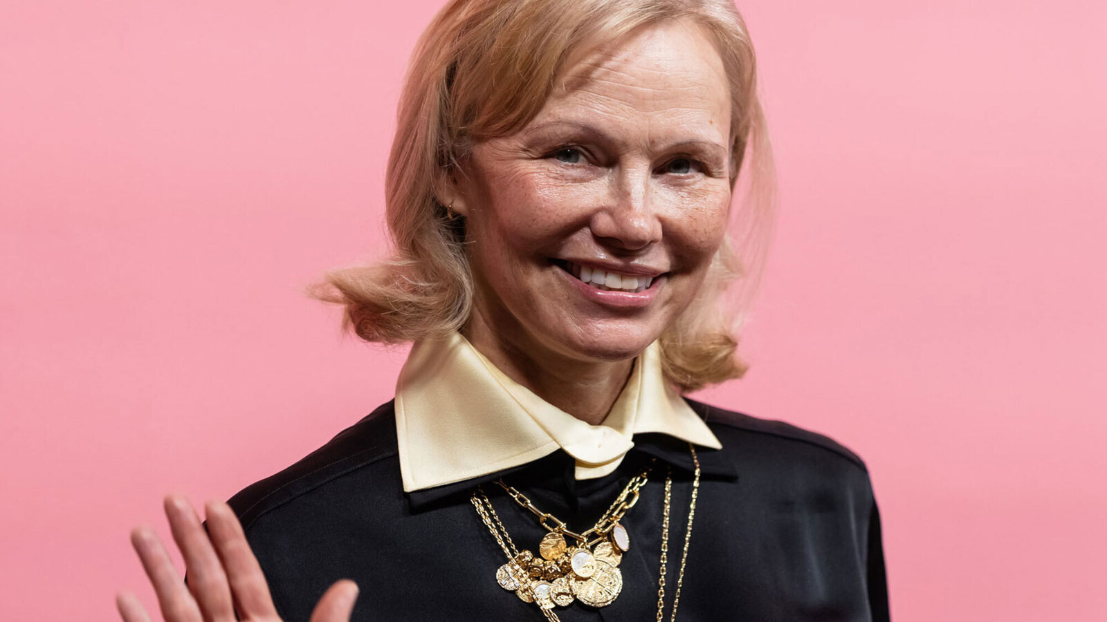20 celebrities who proudly went without makeup | Yardbarker