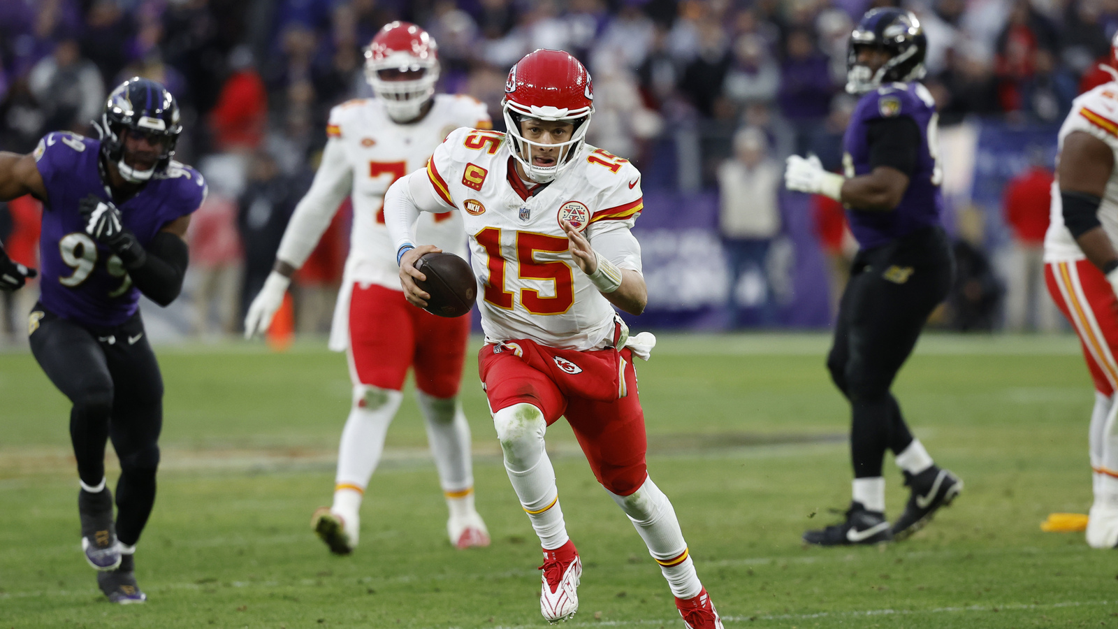 49ers DC emphasizes 'two plays within one' to stop Patrick Mahomes ...