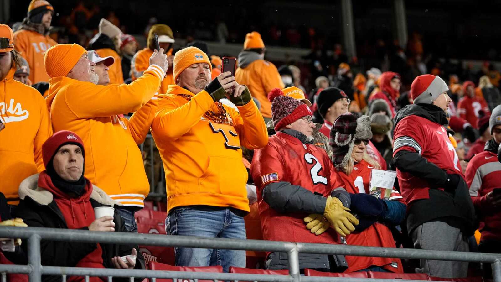 Tennessee fans take over Ohio Stadium for CFP matchup | Yardbarker