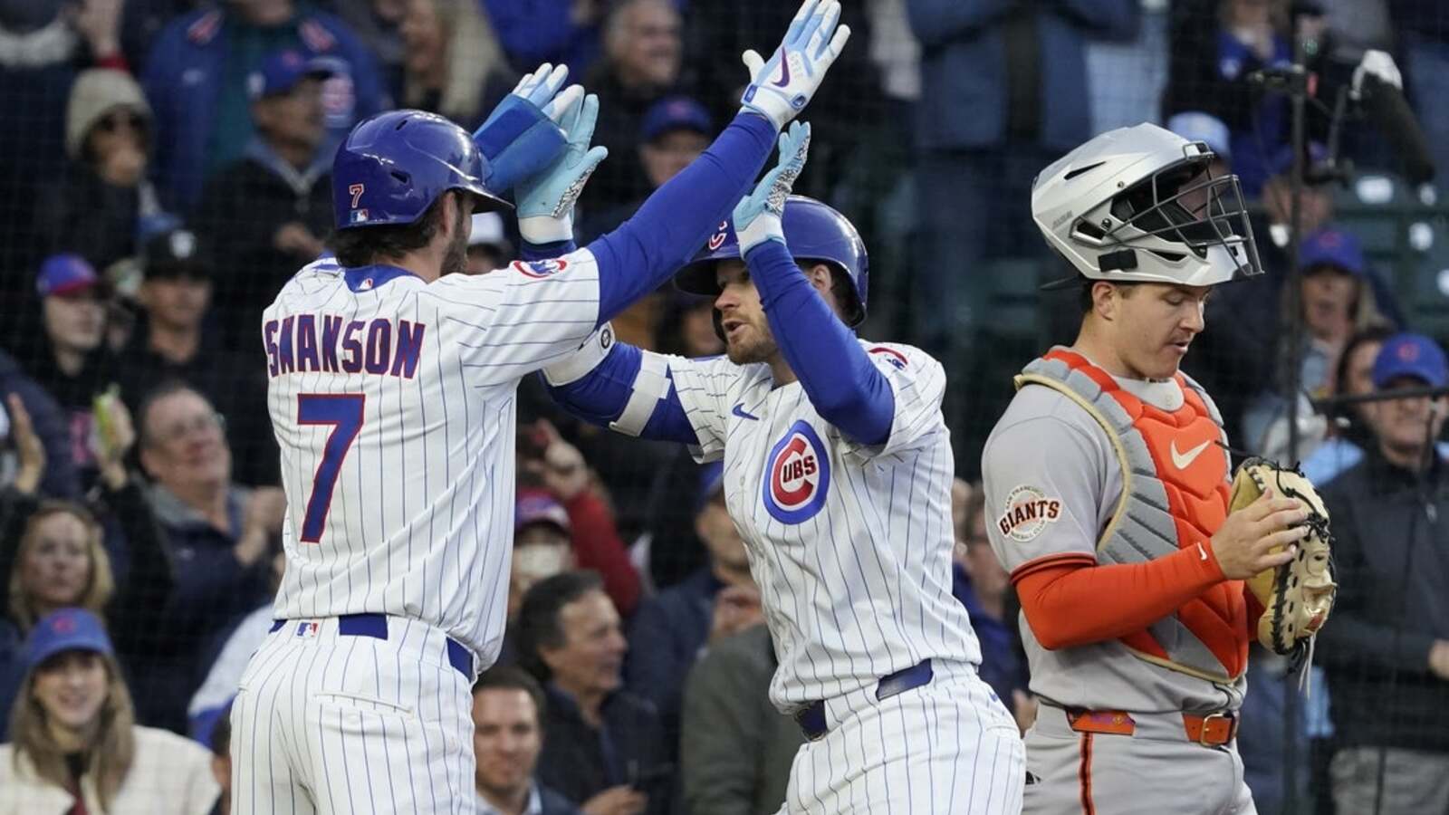 Cubs stay hot by cooling off Giants | Yardbarker