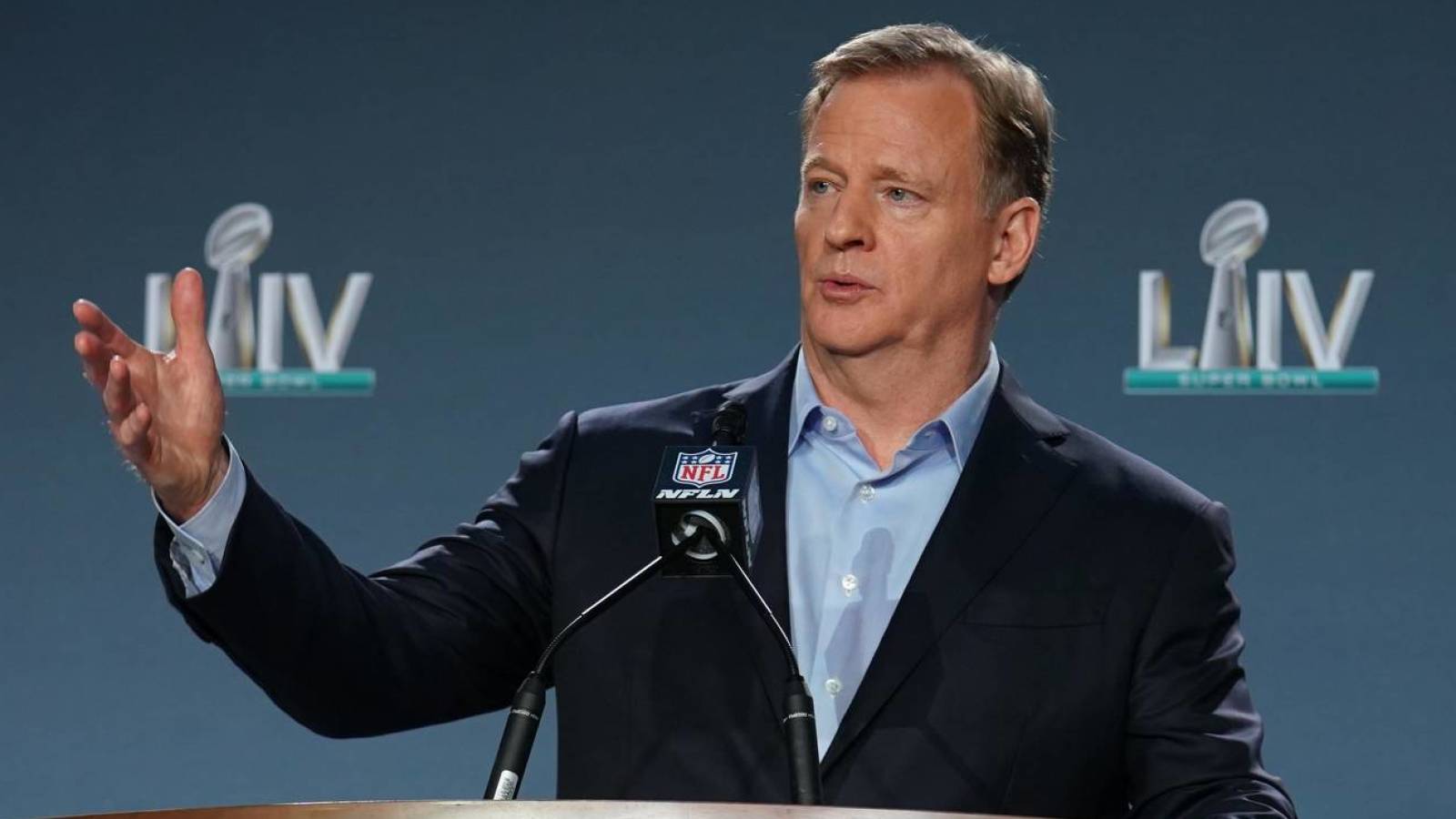 Why Roger Goodell should kneel with players | Yardbarker