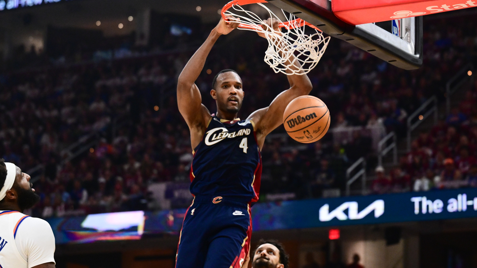 Thunder are being linked to one NBA All-Star big man | Yardbarker