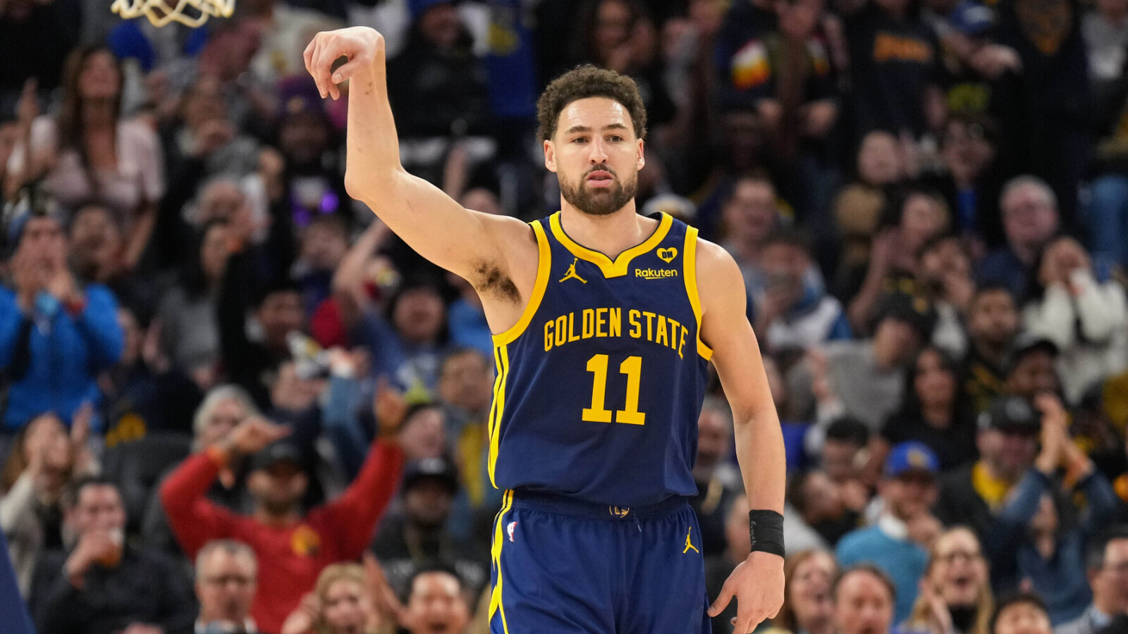 Insider labels Warriors-Klay Thompson dynamic as toxic | Yardbarker