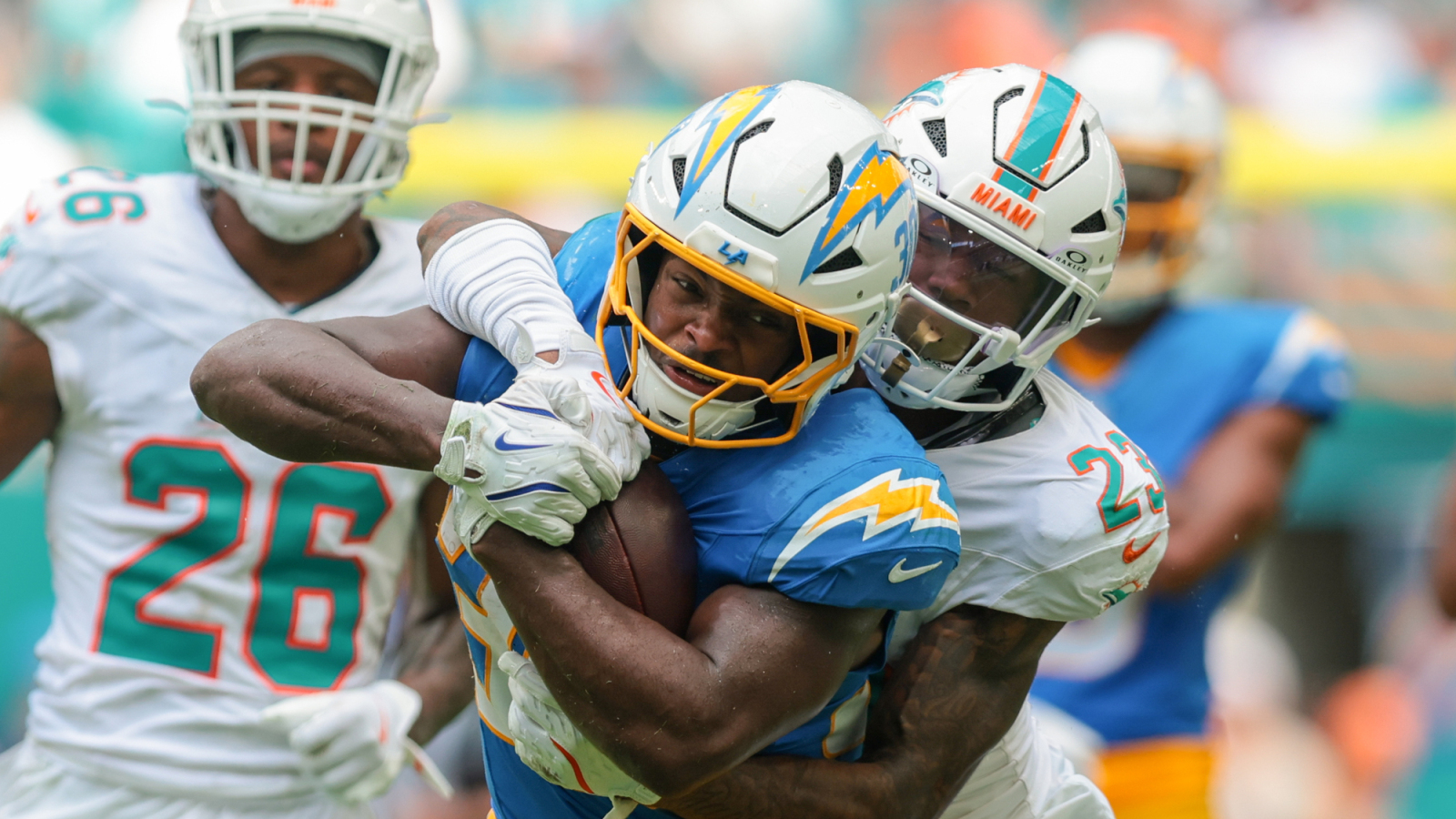 AFC Notes: Jaylon Moore, Kimani Vidal, Chargers, Chiefs, Raiders ...