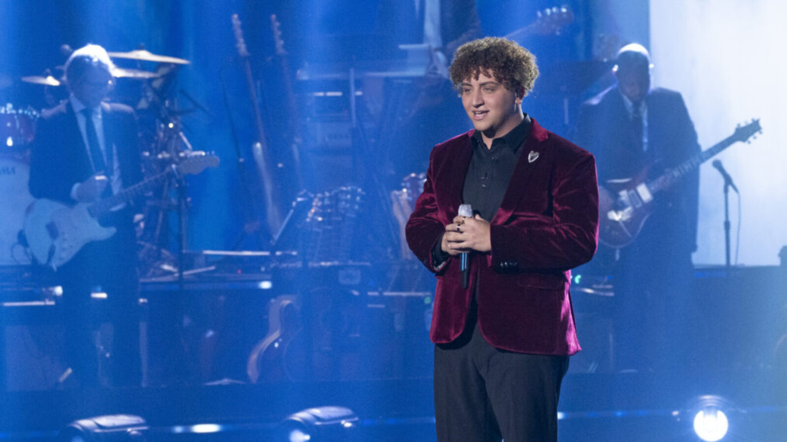 Who Is ‘American Idol’ Season 23 Contestant Filo? Meet the Aspiring ...