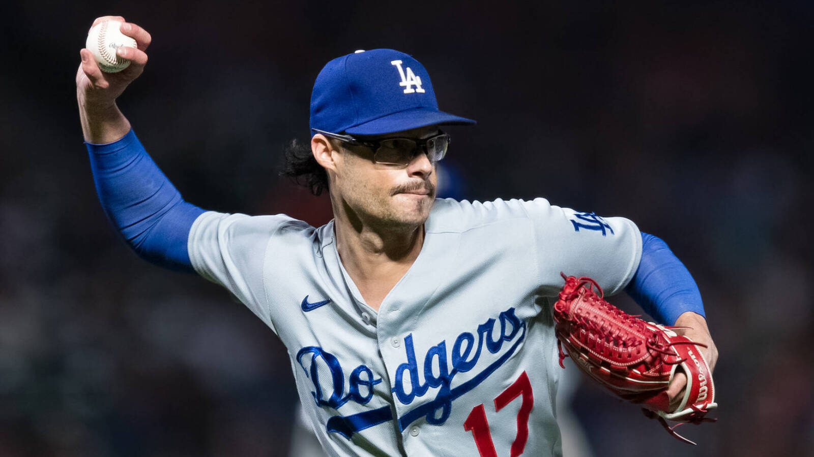 Dodgers bringing back fan-favorite pitcher | Yardbarker