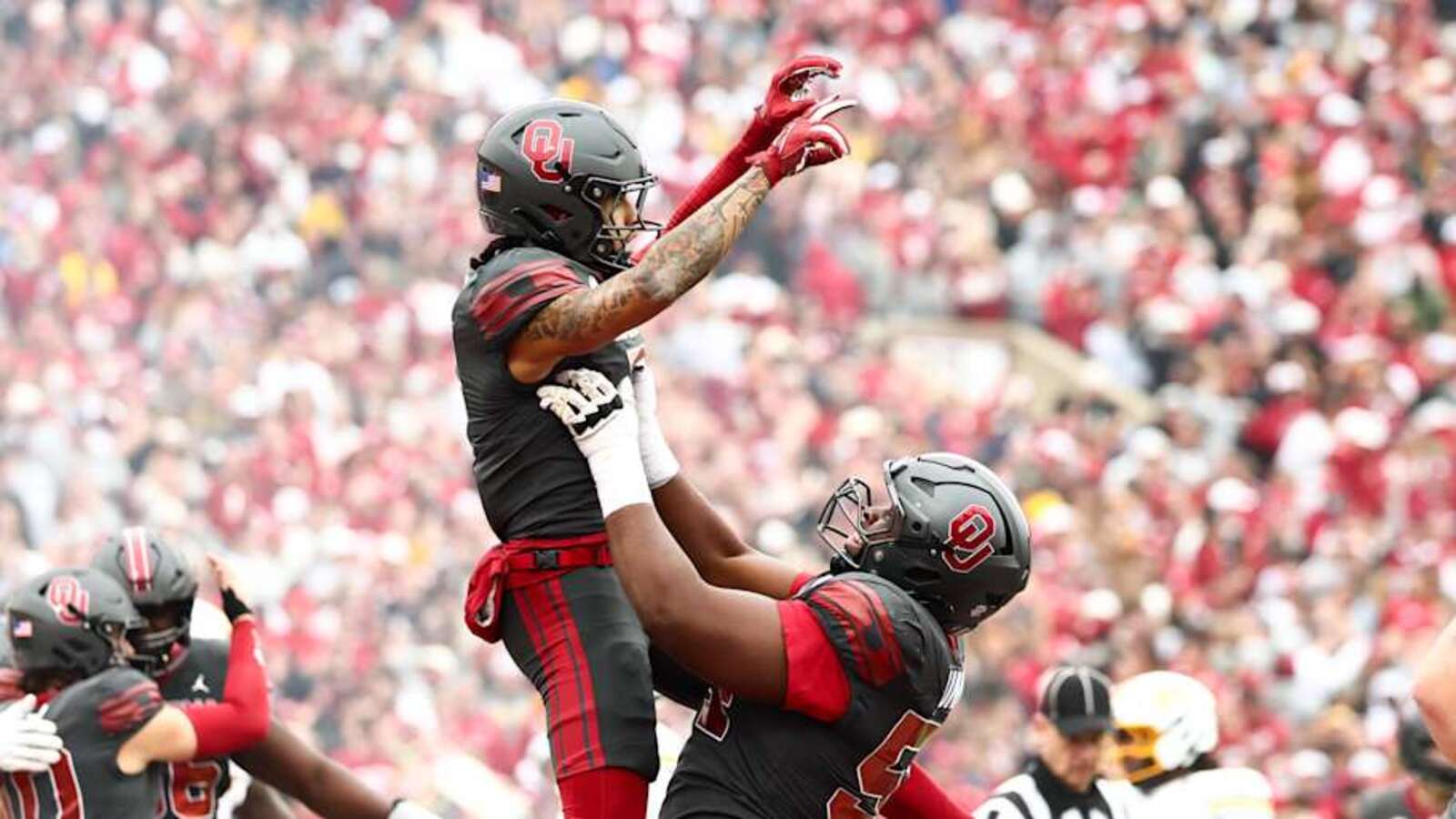 Ten Oklahoma Players Land on 2025 All-SEC Team | Yardbarker