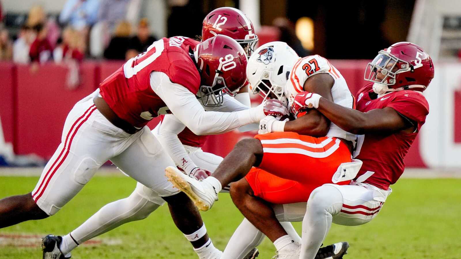 Alabama starting defensive lineman will miss SEC Championship game ...