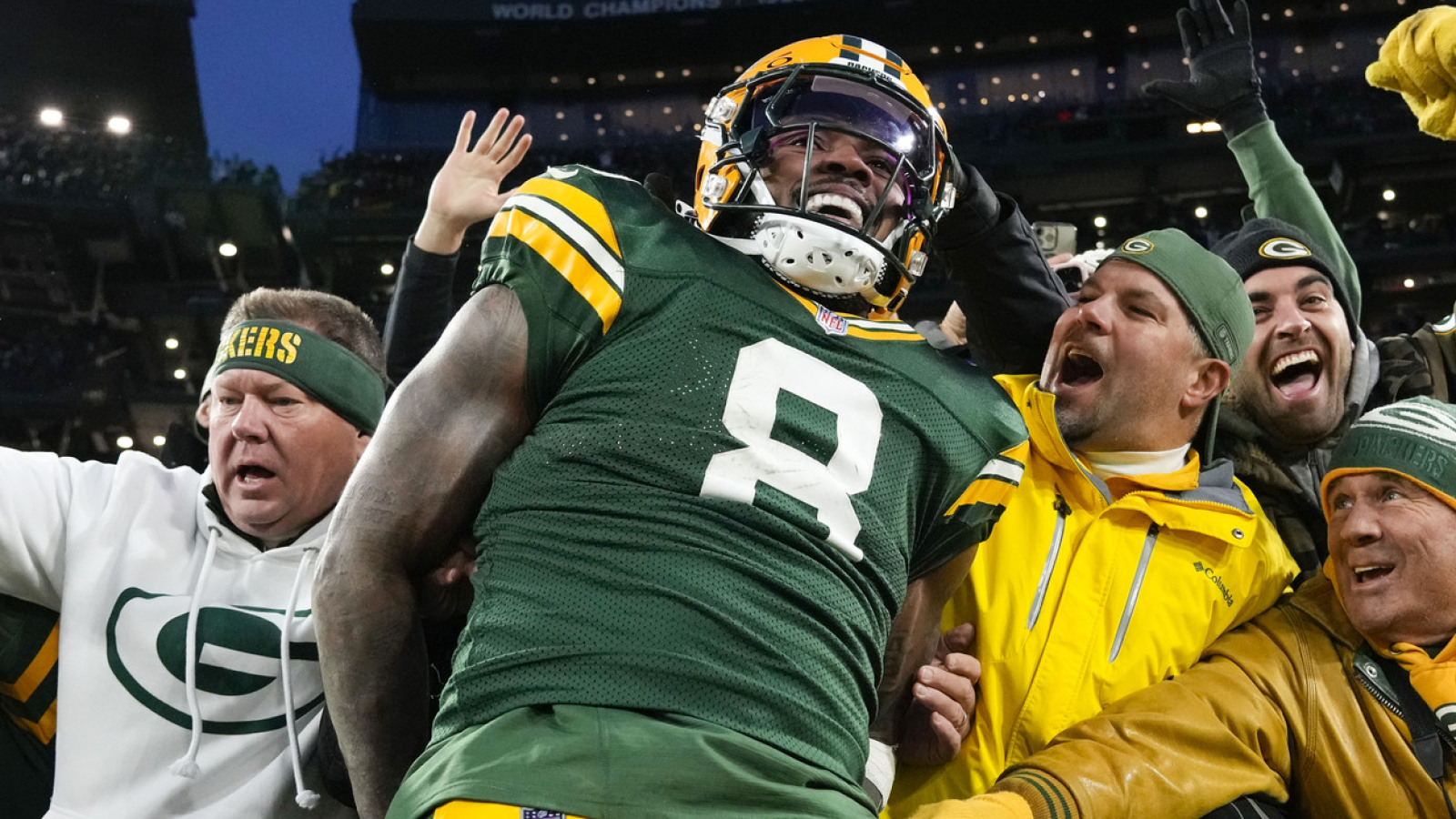 Watch: Packers RB Josh Jacobs has dominant first half vs. 49ers ...