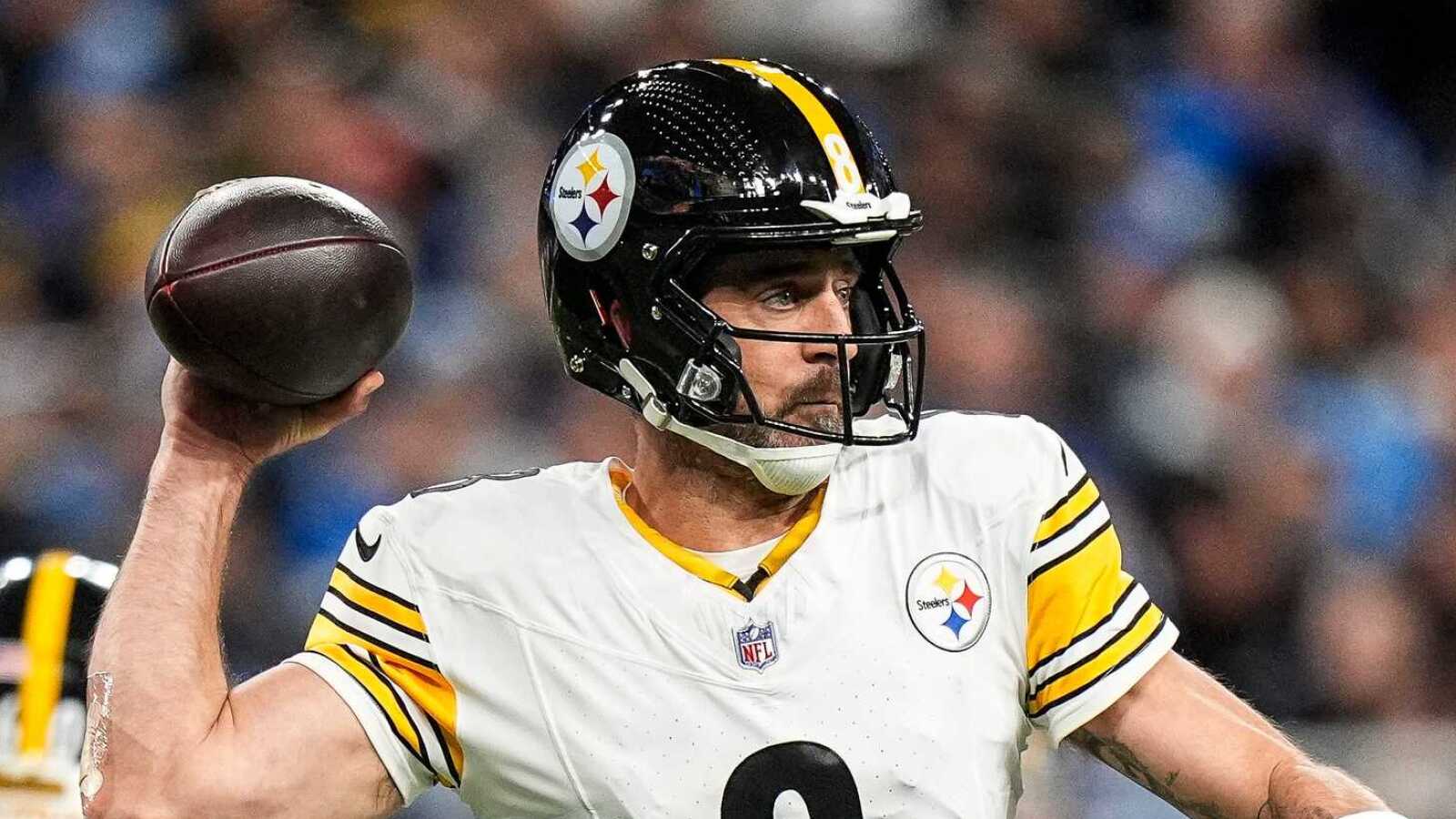 Teammate notices difference in Aaron Rodgers: 'He's gotten a little ...