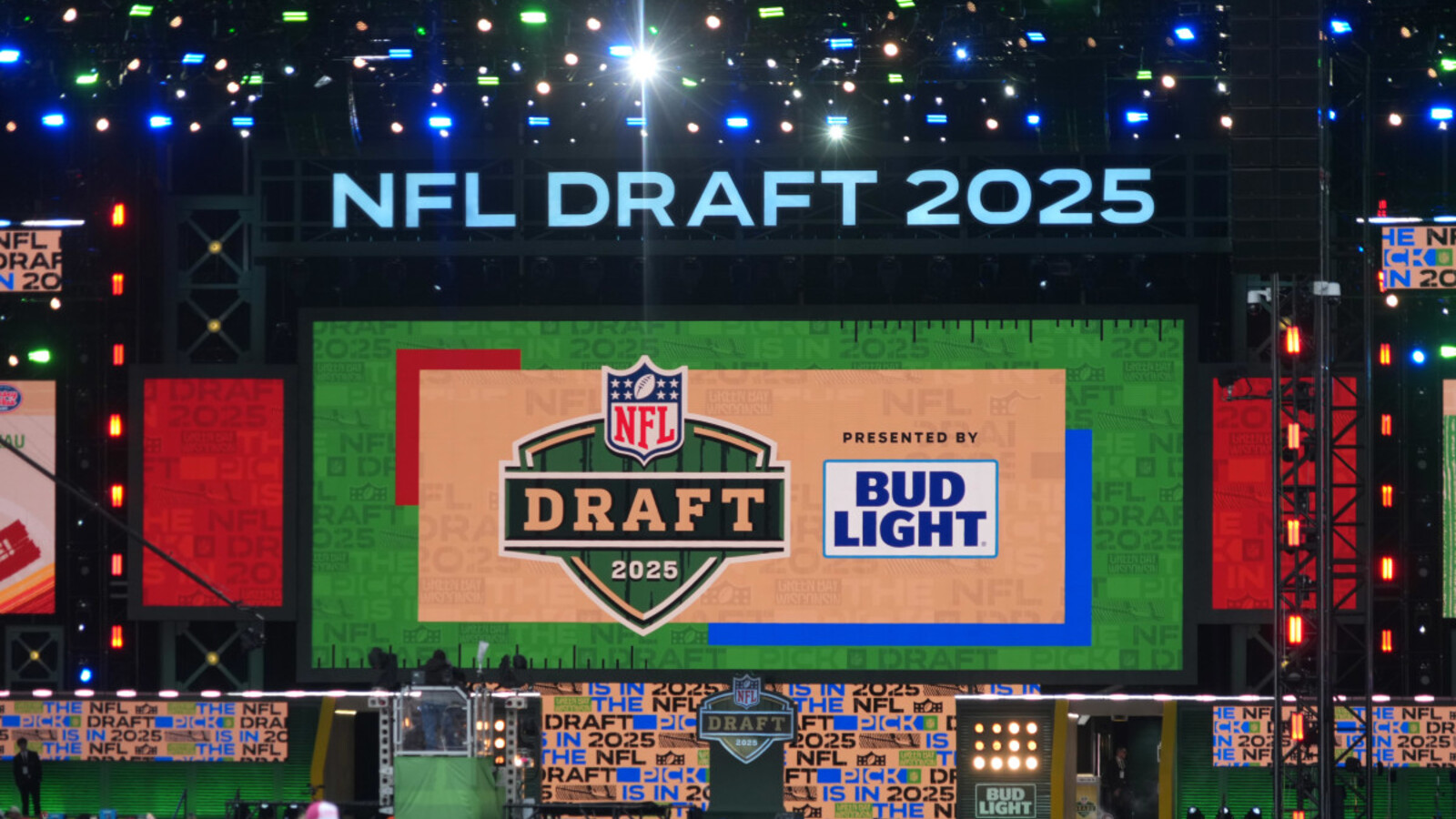 There's A Clear Favorite To Go No. 1 In 2026 NFL Draft | Yardbarker