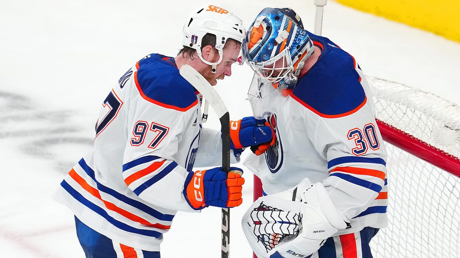 Why the Oilers should start Calvin Pickard in Game 4 | Yardbarker