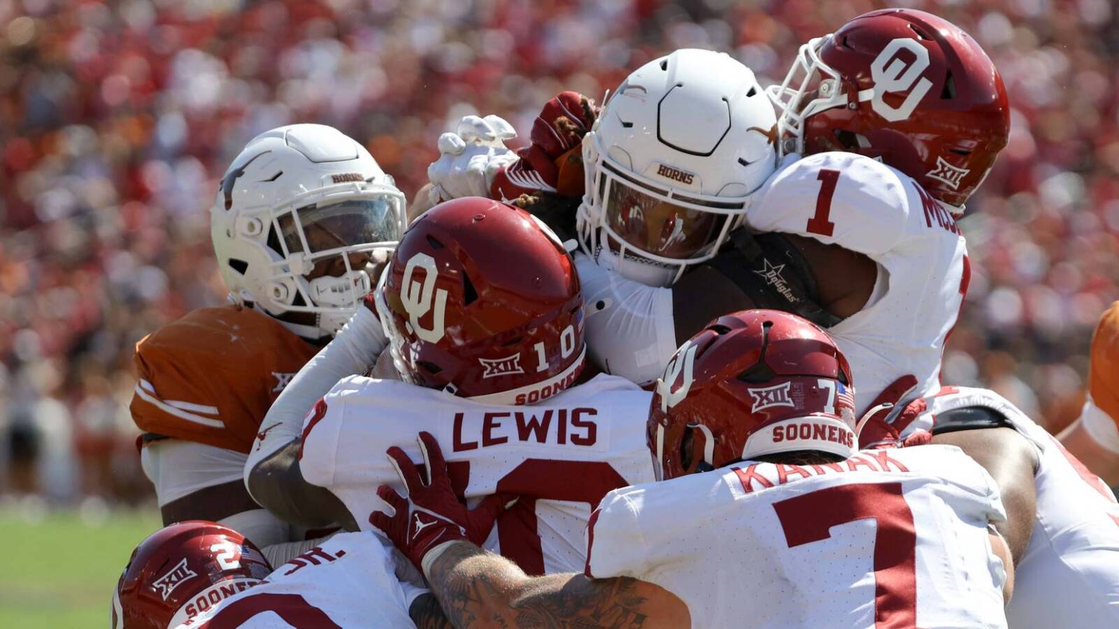 The 'Red River Rivalry' will be a Cotton Bowl staple through 2036 ...