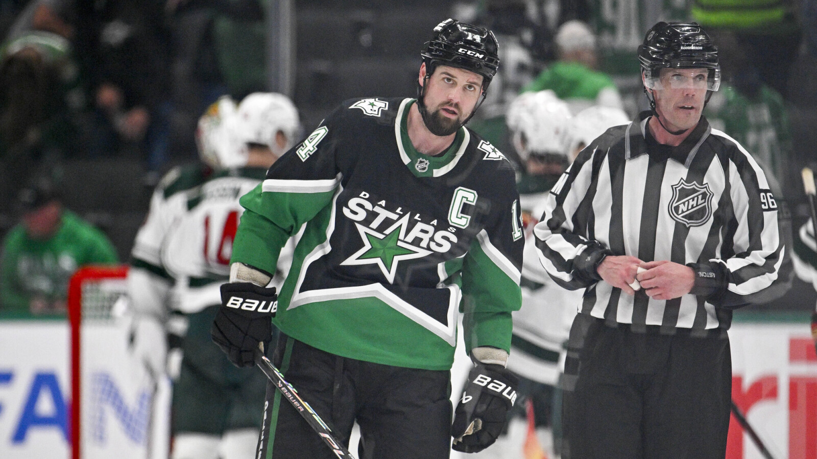 Stars’ Jamie Benn Fined For Cross-Checking | Yardbarker