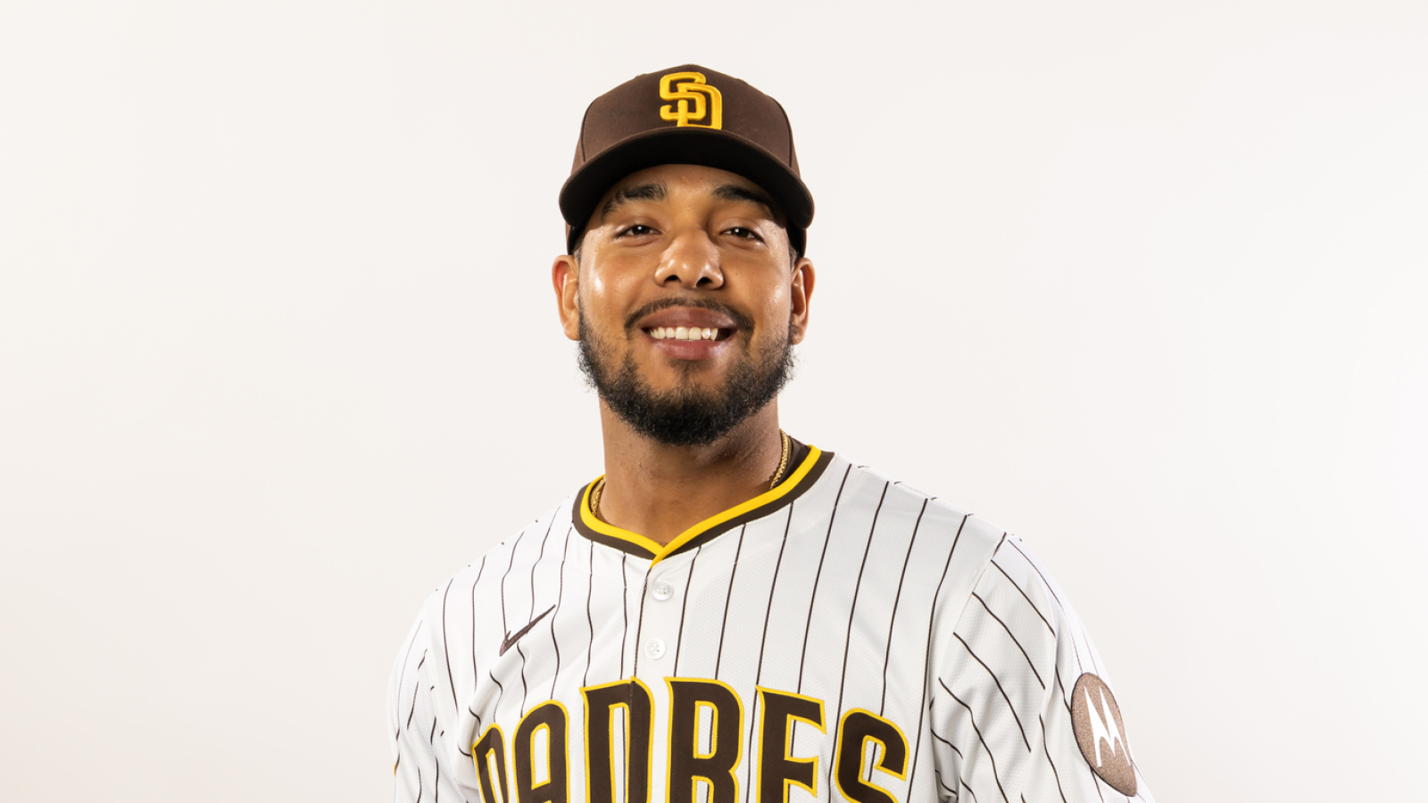 Padres release right-hander | Yardbarker