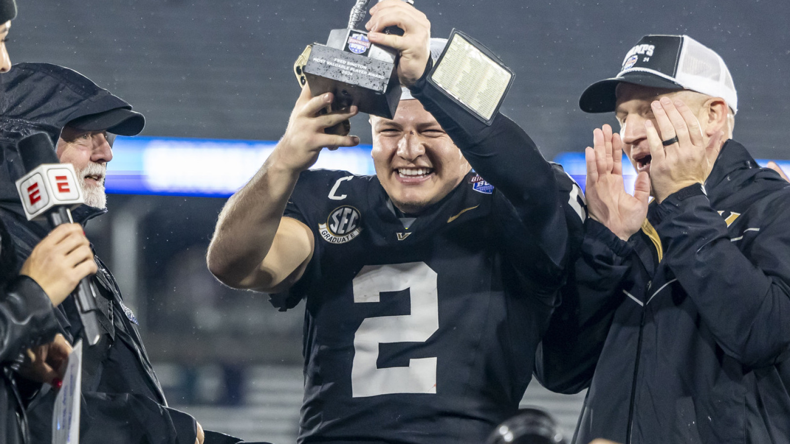 Vanderbilt QB says he will return under one big condition | Yardbarker