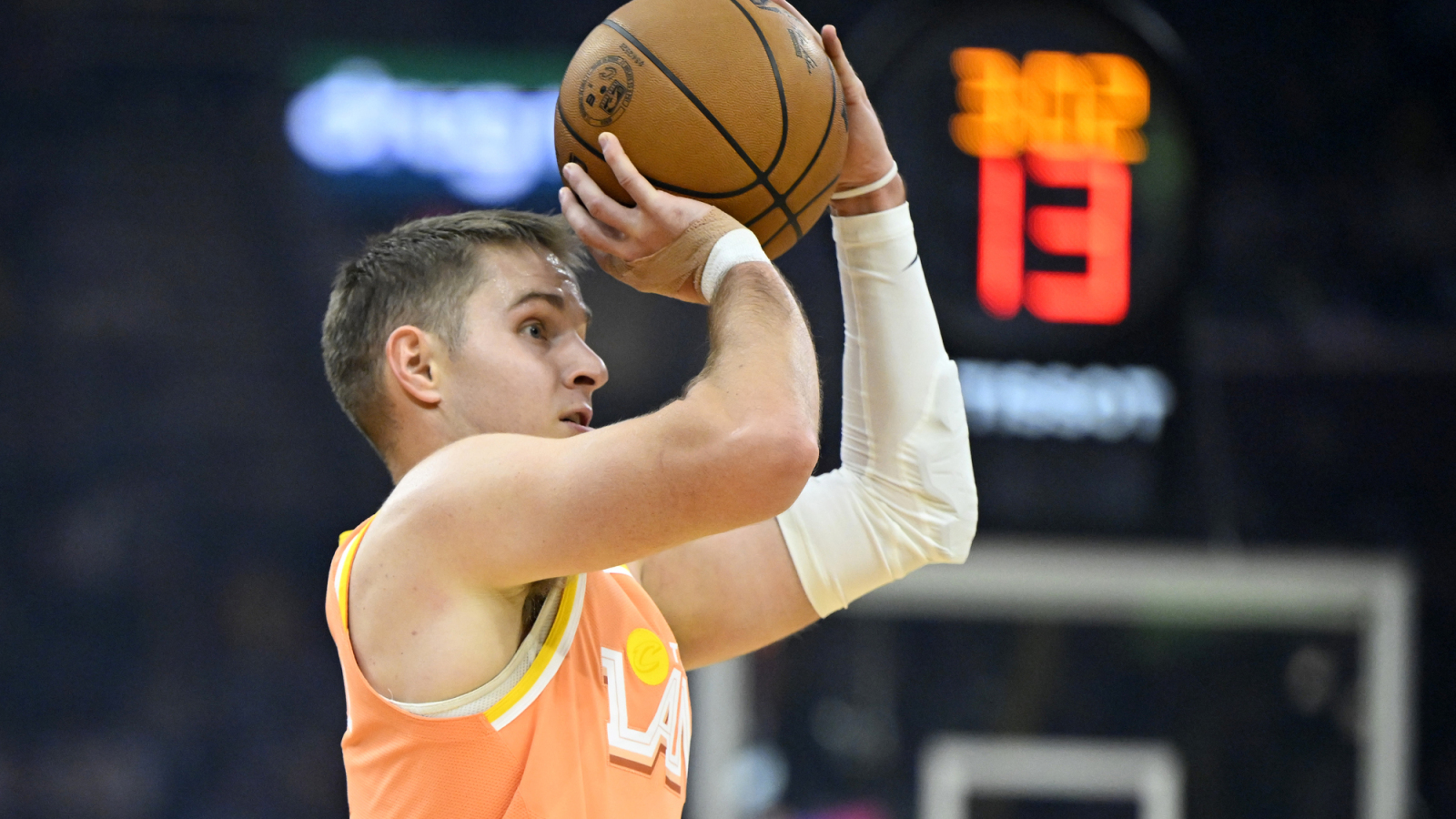 NBA Notes: Cavs, Sam Merrill, Mavericks, Cooper Flagg, Spurs, Victor ...