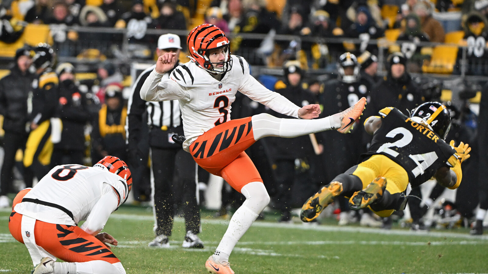 Saints Officially Announce Eight Roster Moves Tuesday | Yardbarker