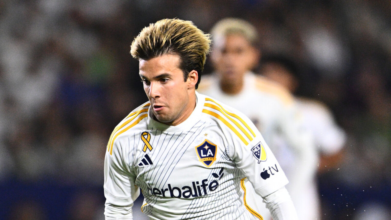 Puig lights up the Galaxy's statement-making El Trafico win | Yardbarker