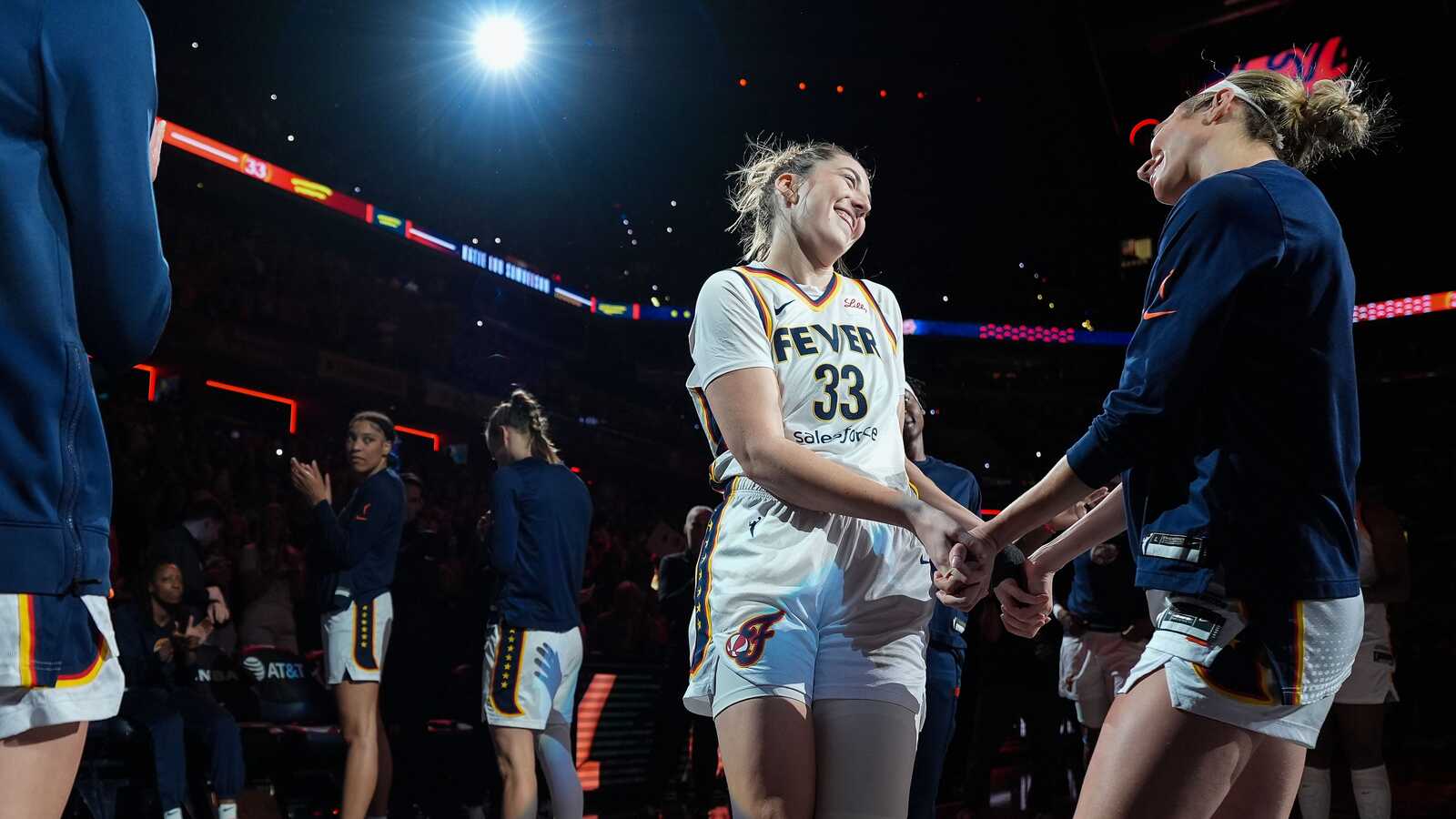 Katie Lou Samuelson Torn ACL: Another 2025 Devastating Injury for Storm ...