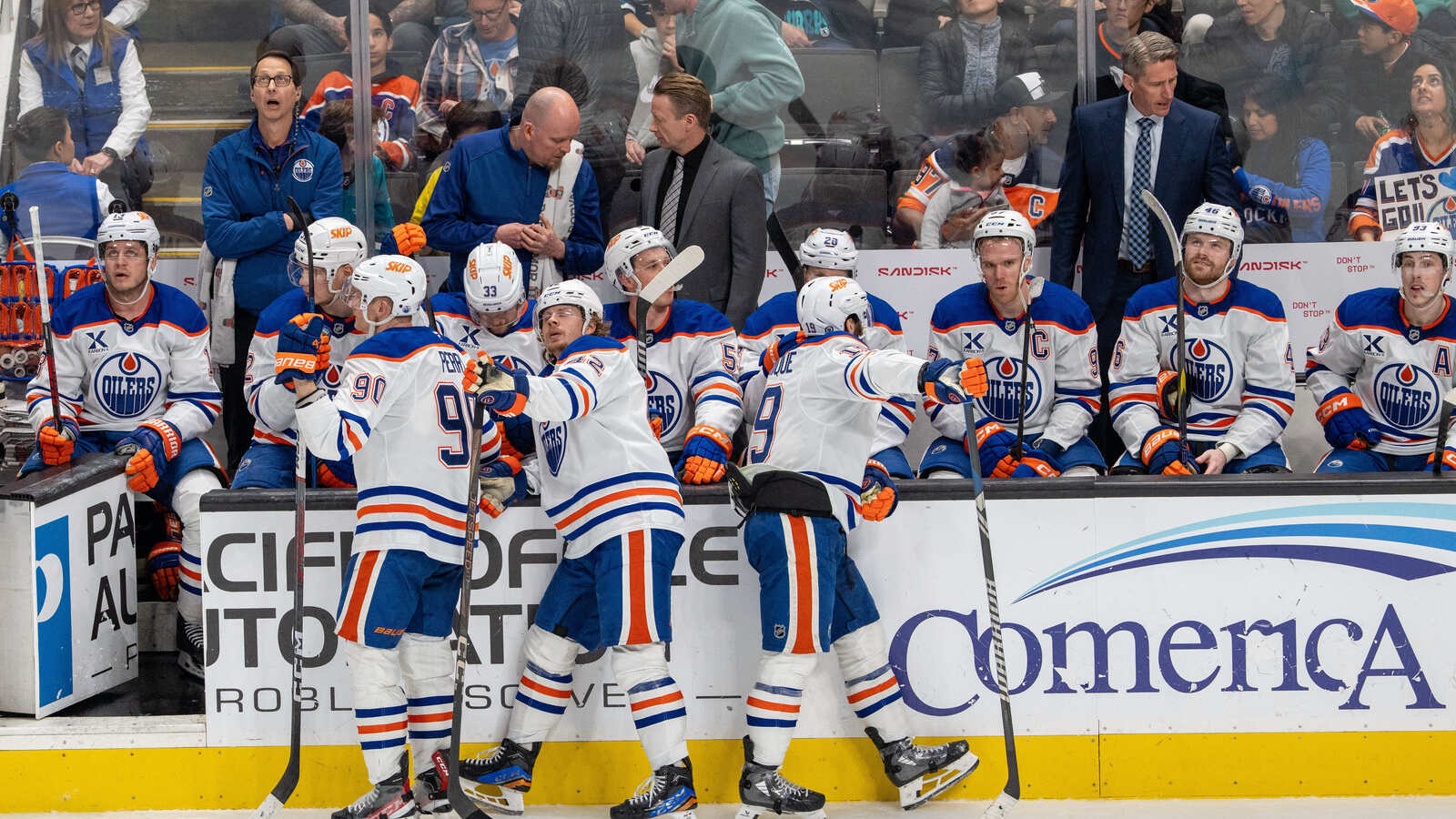 Jack Michaels, Louie DeBrusk to call Oilers-Kings games on Sportsnet ...