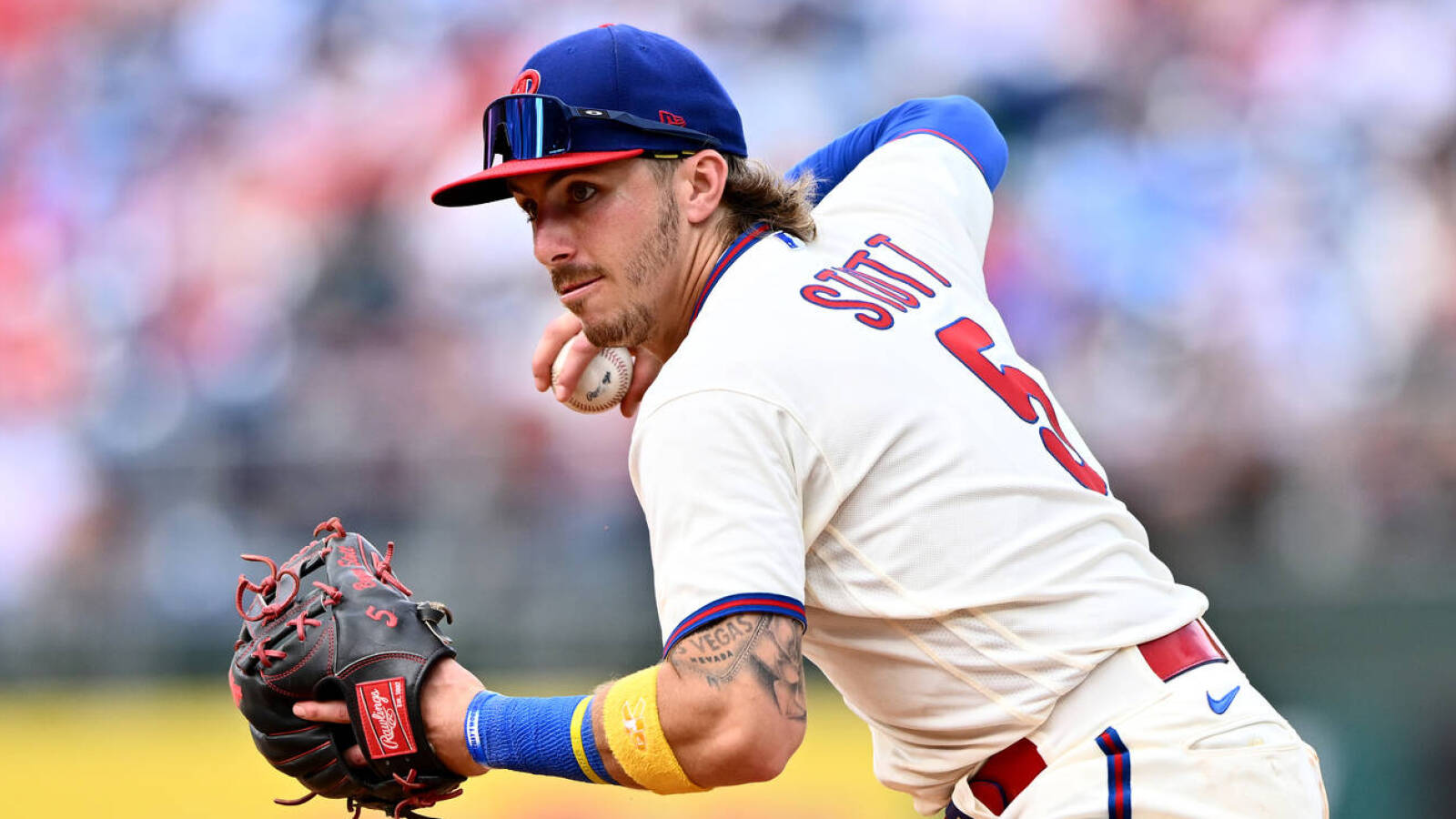 Watch: Bryson Stott makes sliding grab in foul territory | Yardbarker