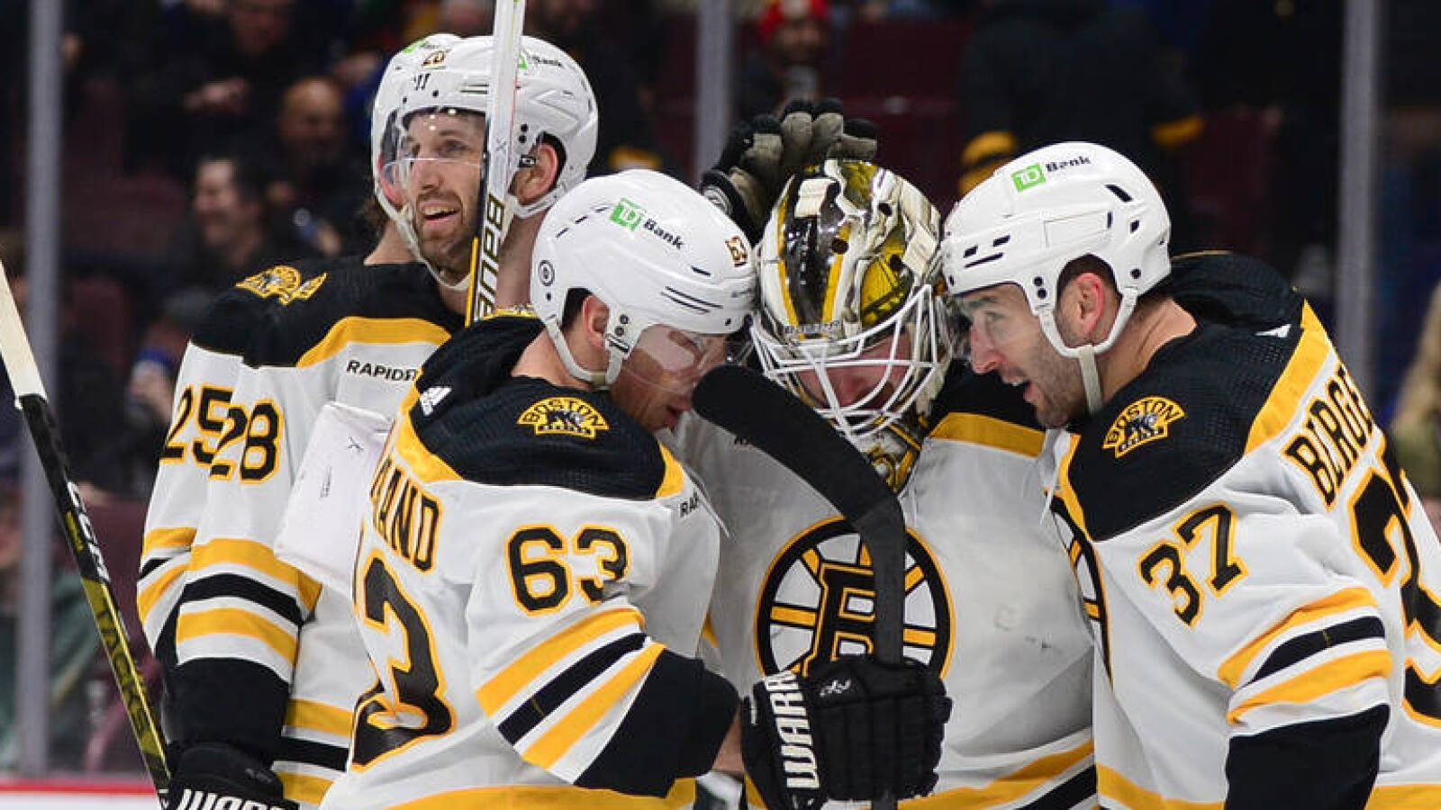 Ullmark tallies empty-netter, becoming first Bruins goalie to score ...