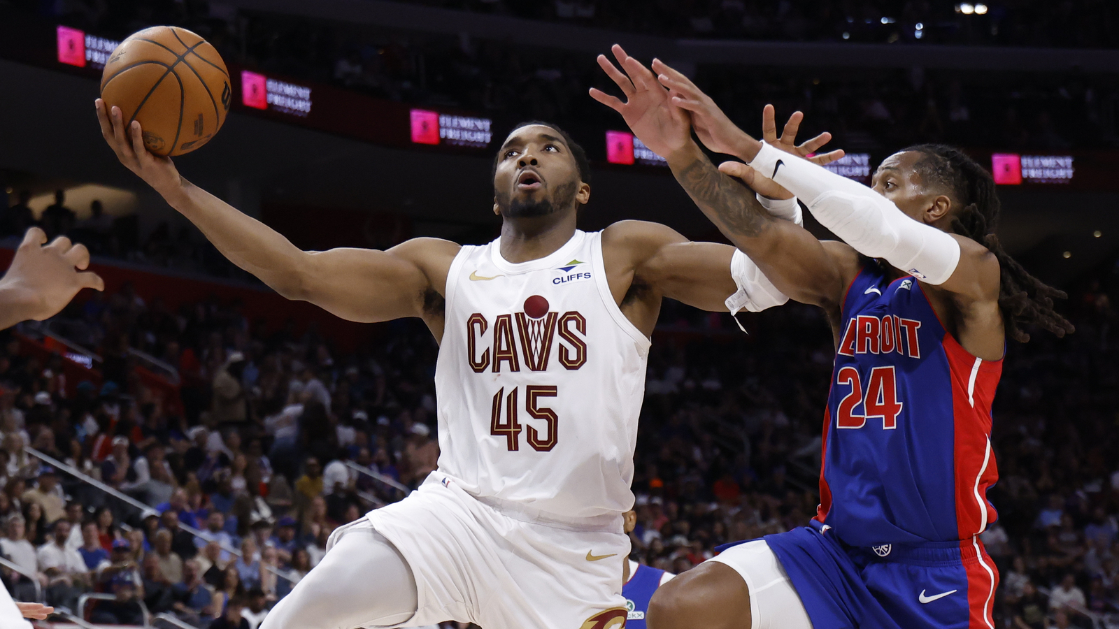 Cavs’ Donovan Mitchell: Can’t be satisfied with advancing | Yardbarker