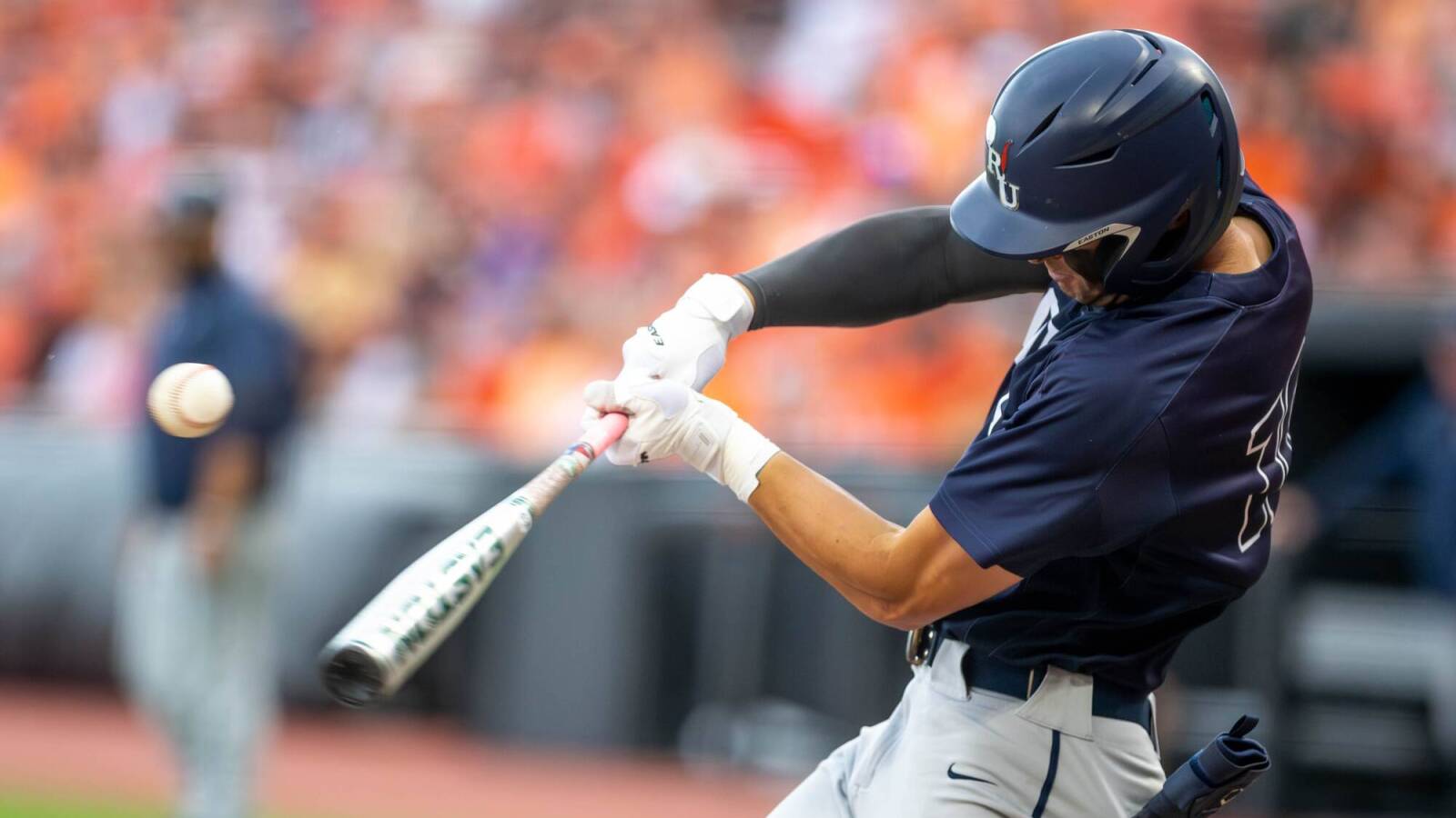 Watch: Oral Roberts hits first CWS inside-the-park homer in 20 years | Yardbarker