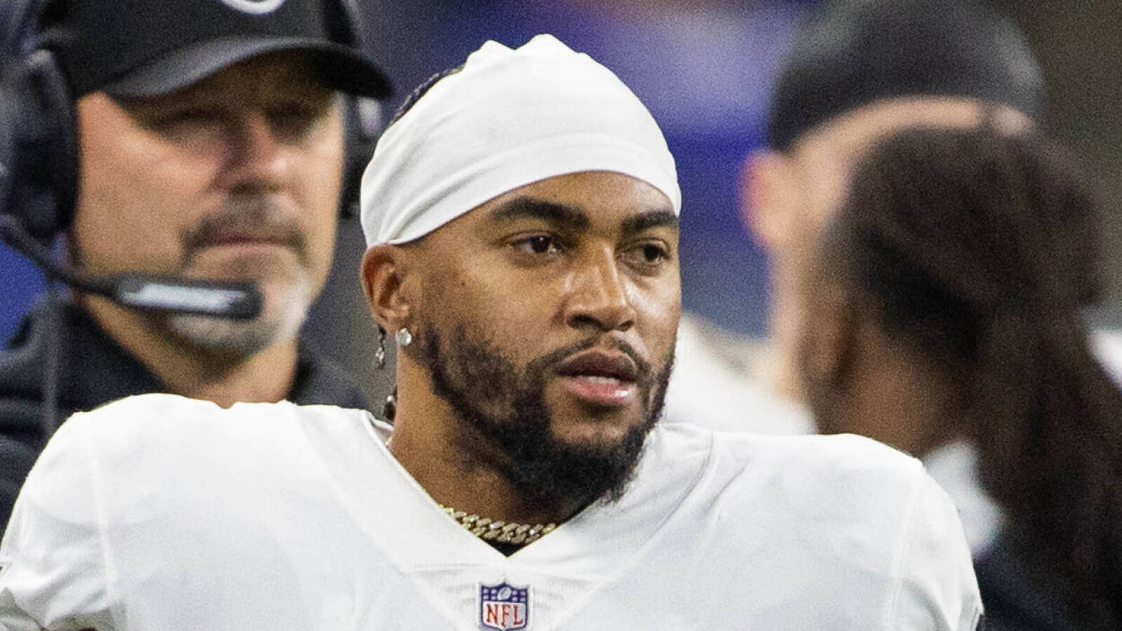 Three-time Pro Bowl WR announces his retirement | Yardbarker