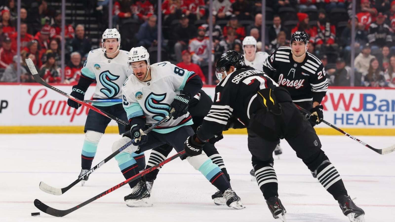 Unable to hold two leads, Devils sink Kraken in OT | Yardbarker