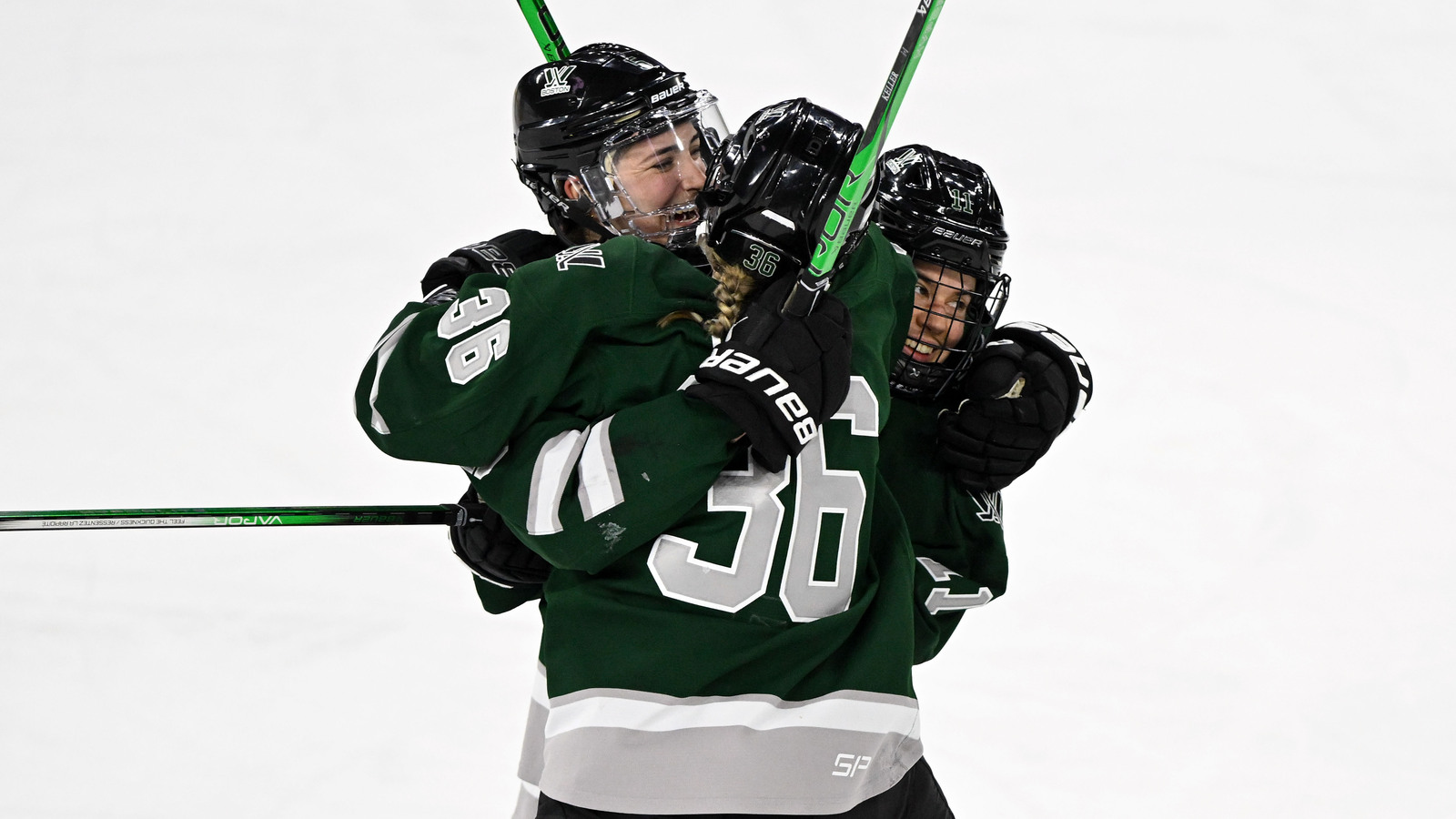 Loren Gabel & Alina Müller Lift PWHL Boston Over Toronto | Yardbarker