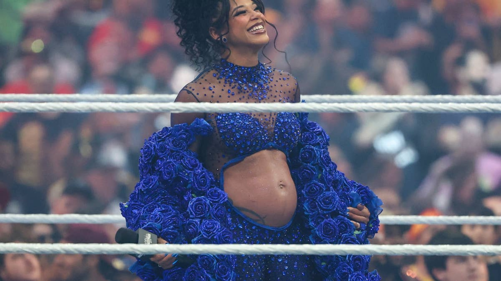 Bianca Belair Announces Pregnancy at WrestleMania 42 — Who Is Her ...