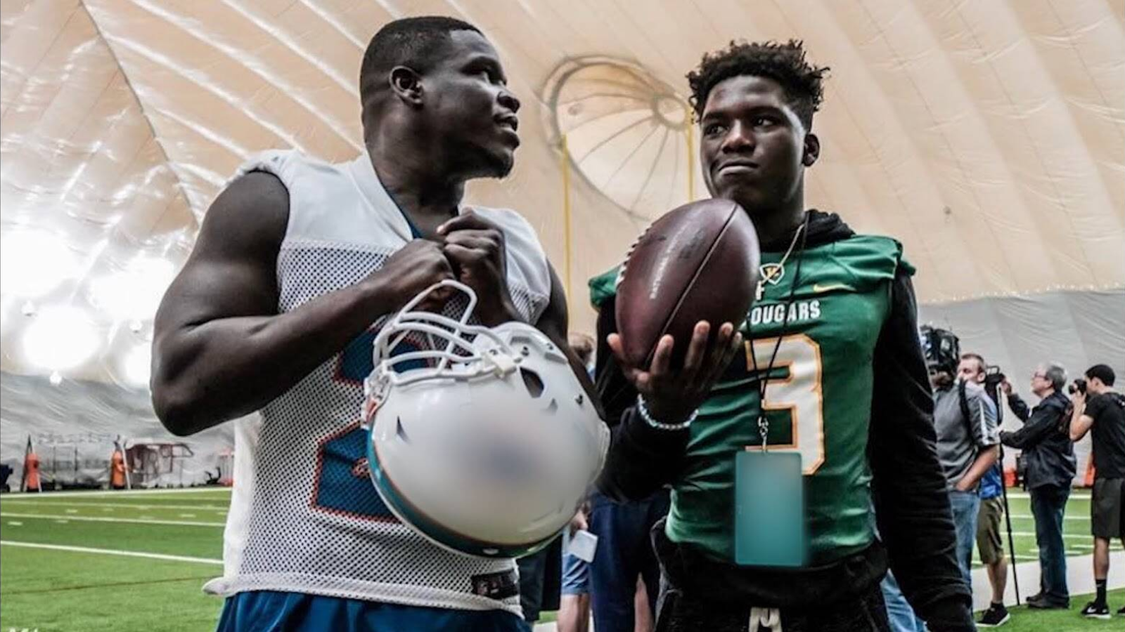 Watch: Frank Gore and son compete to see who is the better running back ...