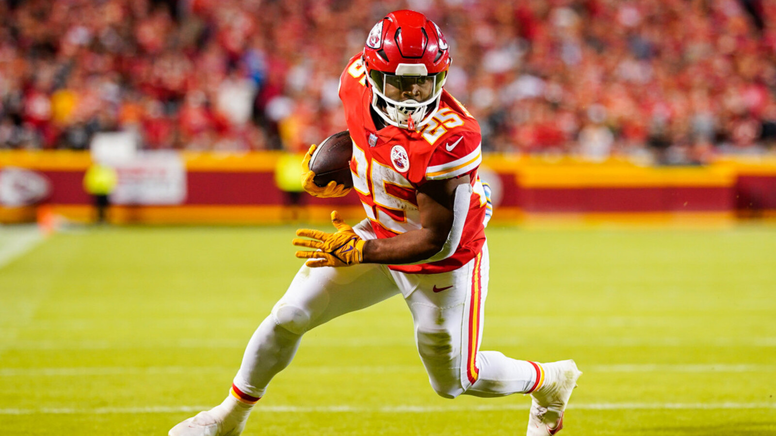 Chiefs' Former First-Round Pick Cut by NFC Team Before 2025 Season ...
