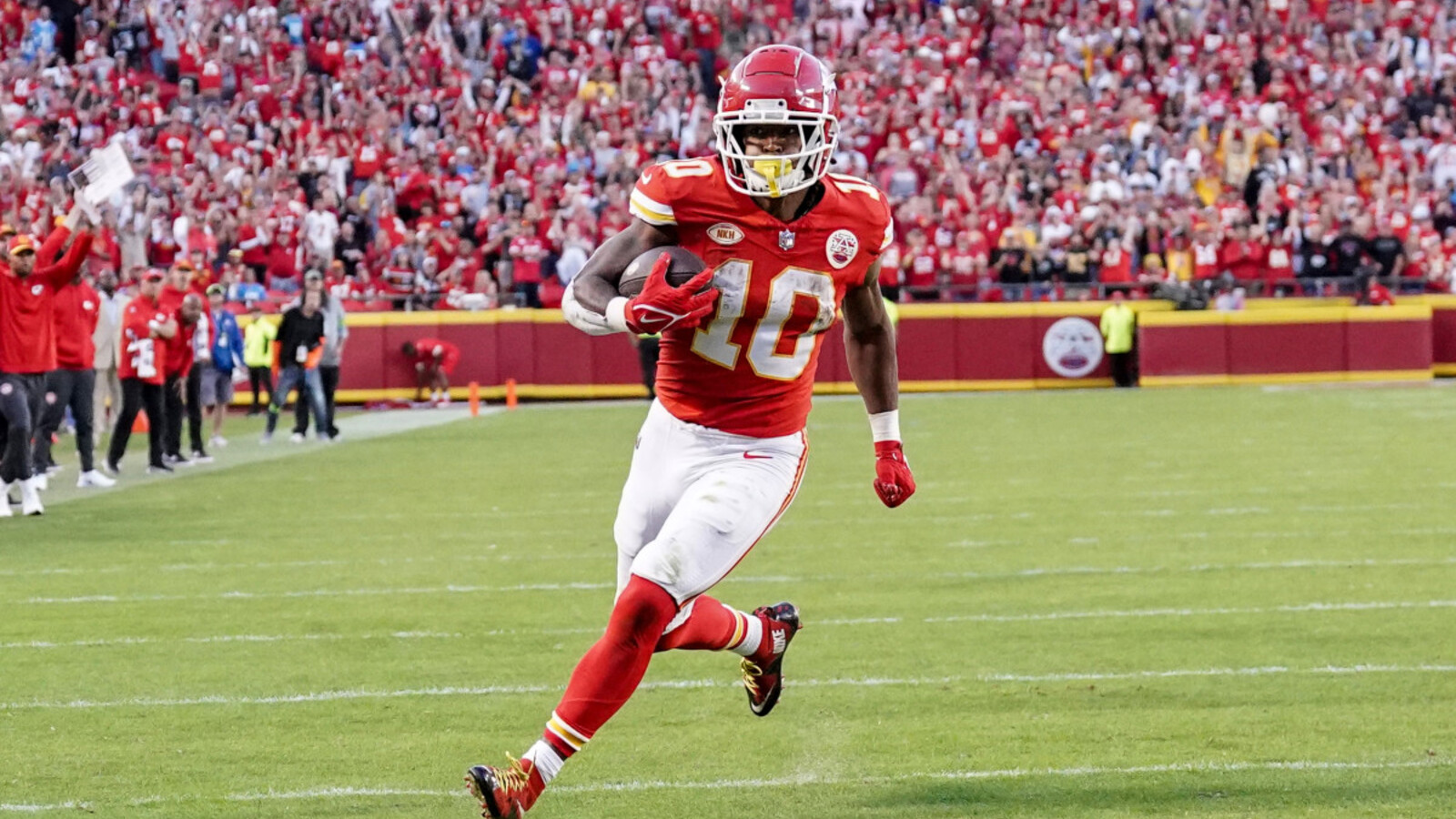 Multiple Players to Miss Chiefs’ Wednesday Practice | Yardbarker