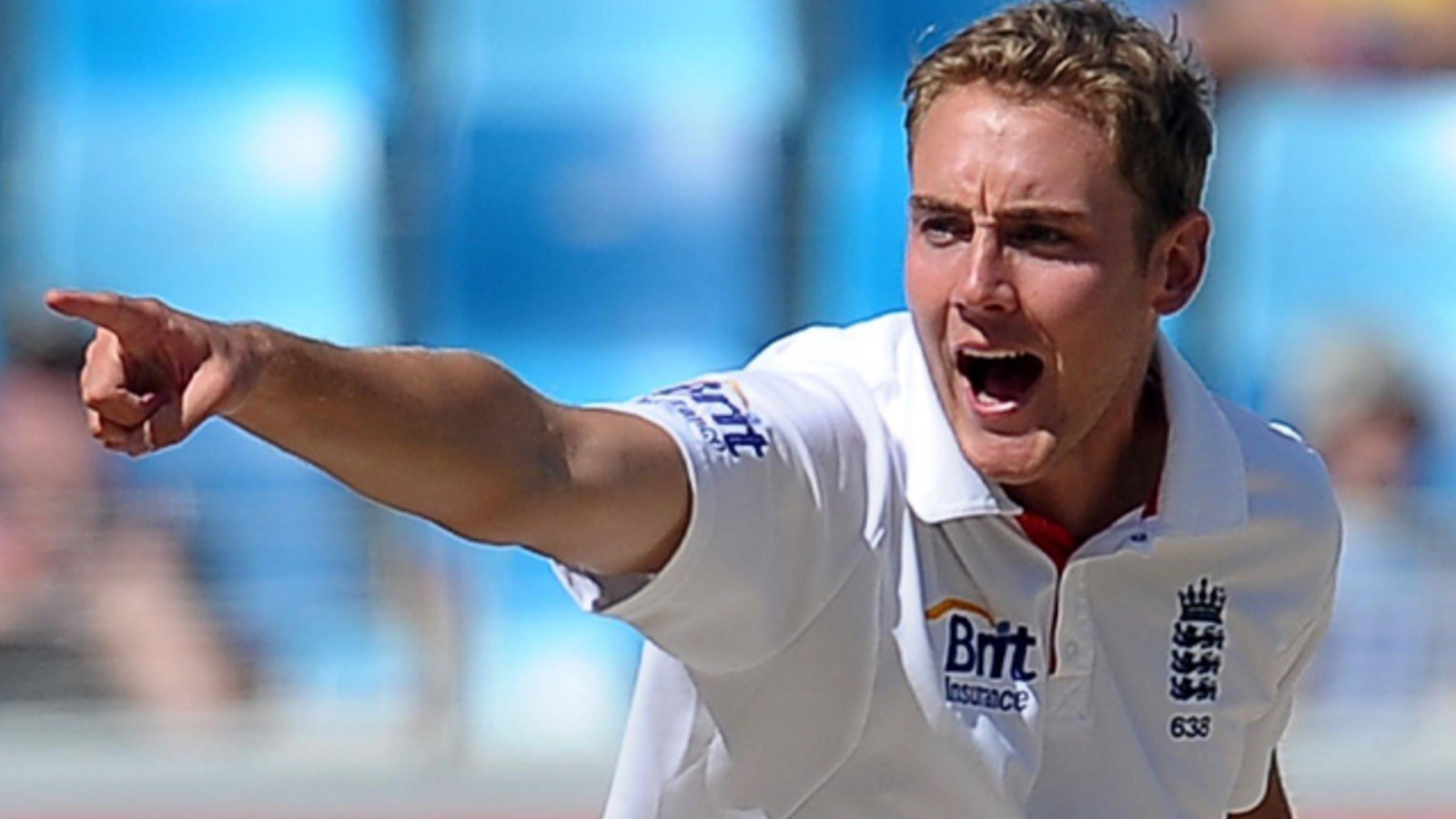 Ashes 2025-26: Stuart Broad picks the only England bowler who could ...