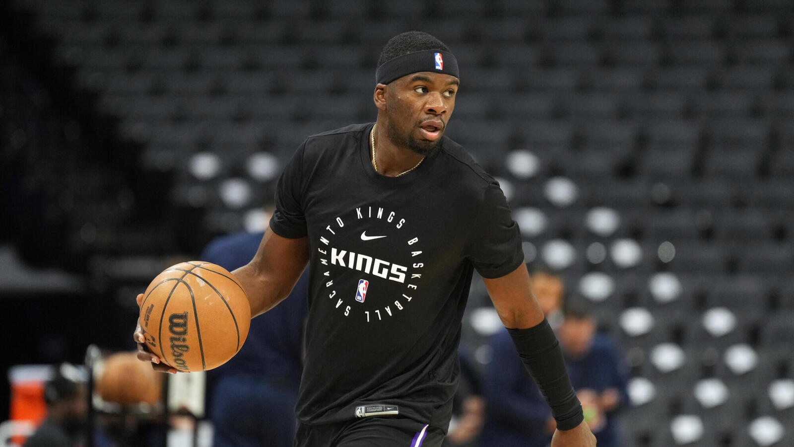 NBA Moves: Kings, Terence Davis, Mavericks, Jamarion Sharp, Bucks ...