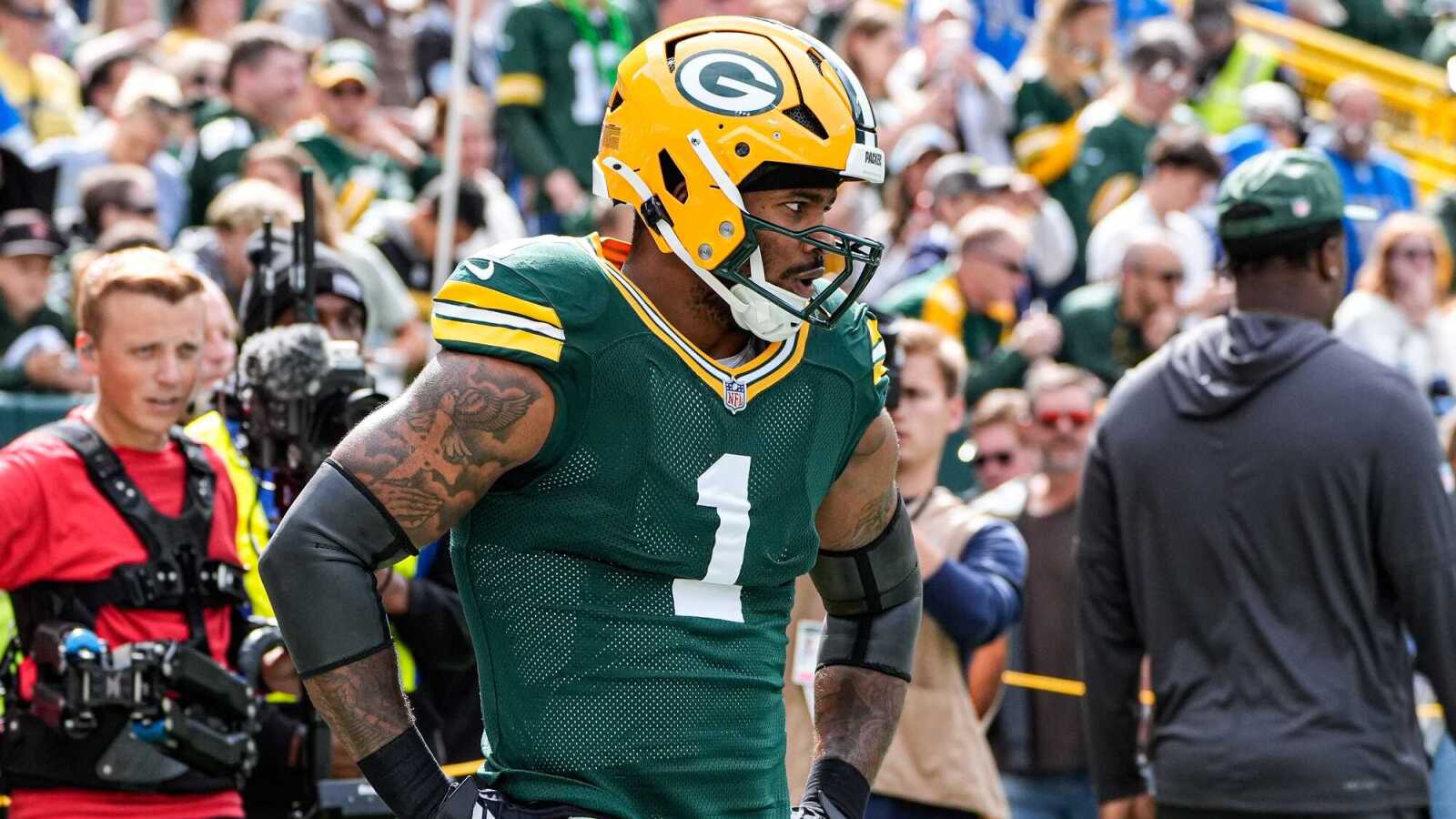 Micah Parsons Packers debut: Green Bay fans give LB standing ovation in ...